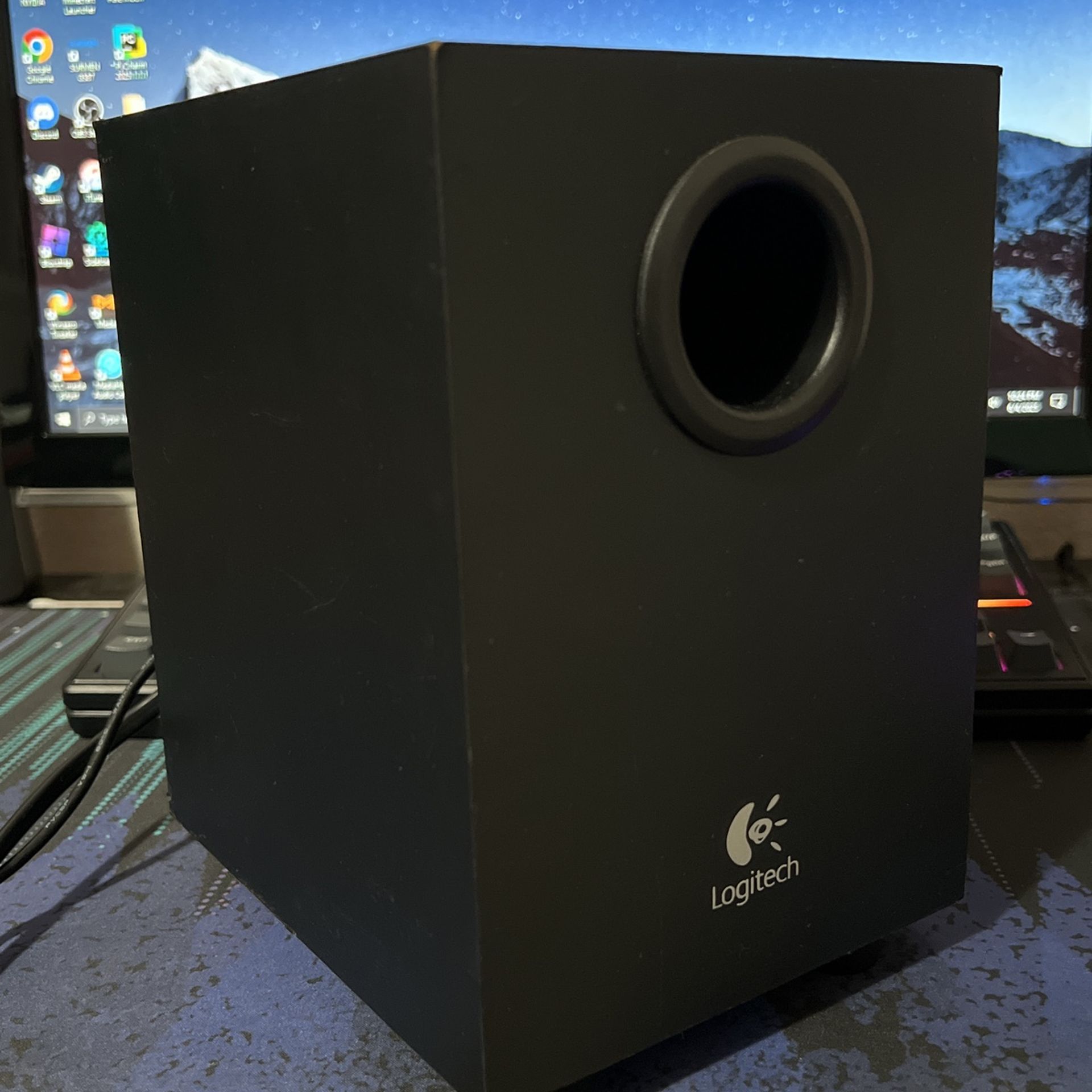 Logitech LS21 Subwoofer Only (No Speakers) for Sale in Bakersfield, CA ...