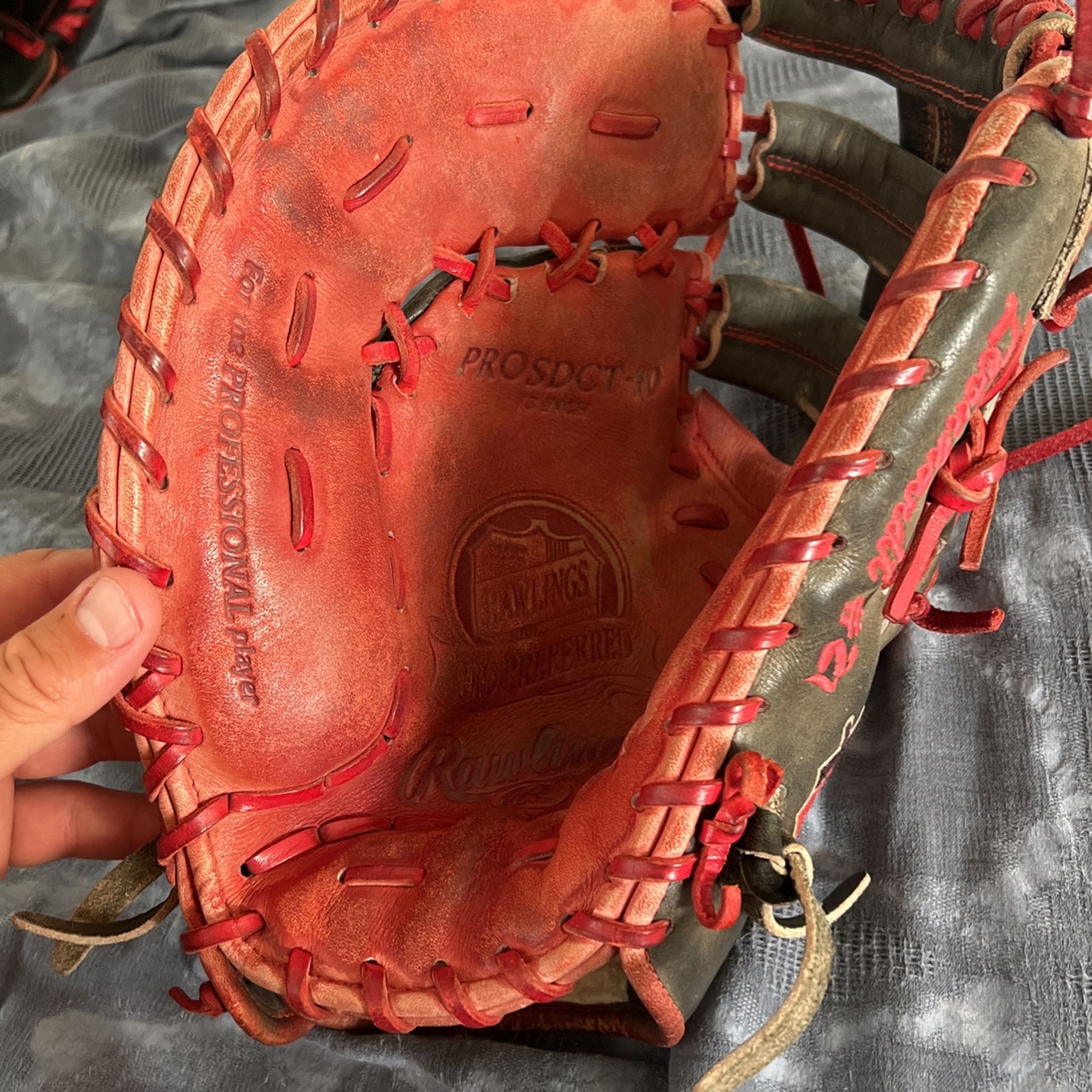 Left Handed First Baseman’s Glove Sdsu for Sale in Chula Vista, CA ...