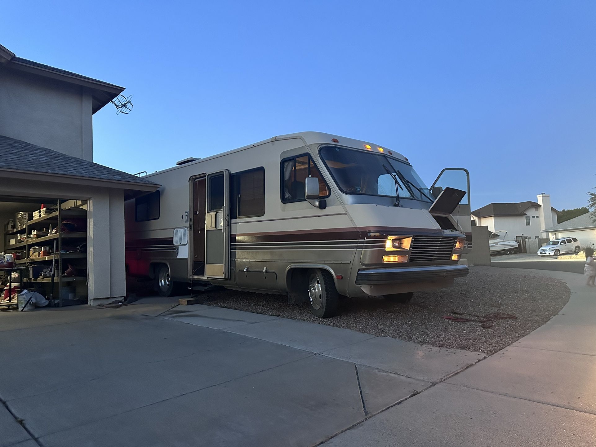 1987 Chevrolet P30 RV for Sale in Glendale, AZ - OfferUp