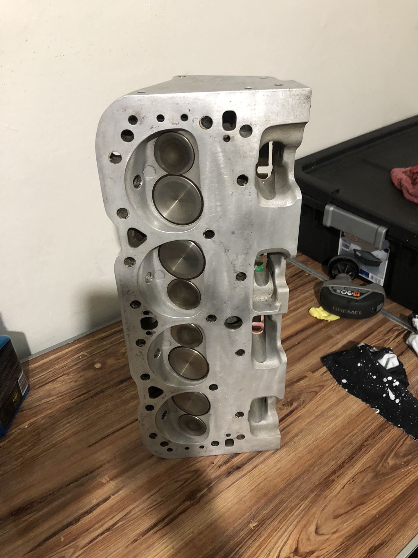 Edelbrock aluminum rpm performer heads for GM small block for Sale in ...