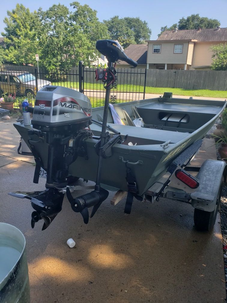 12' alweld jon boat w/15hp mercury mariner for Sale in Houston, TX ...
