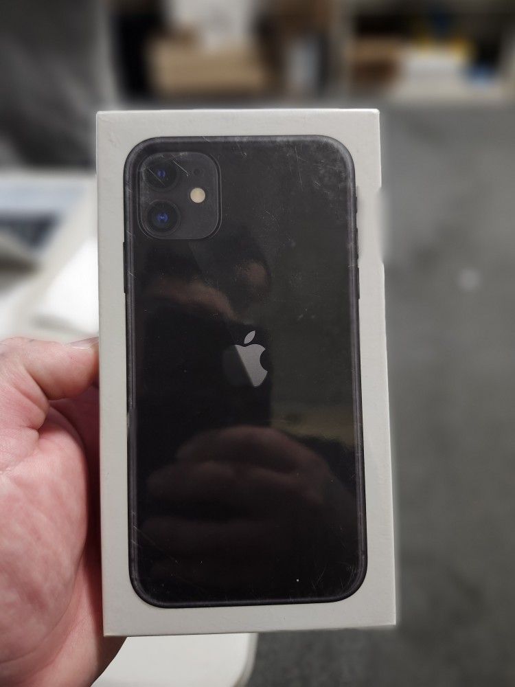 Iphone 11 for Sale in Los Angeles, CA - OfferUp
