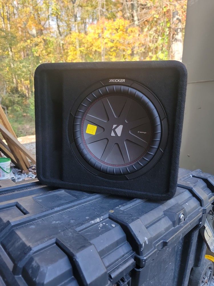 Kicker CompR 12in for Sale in Mableton, GA - OfferUp