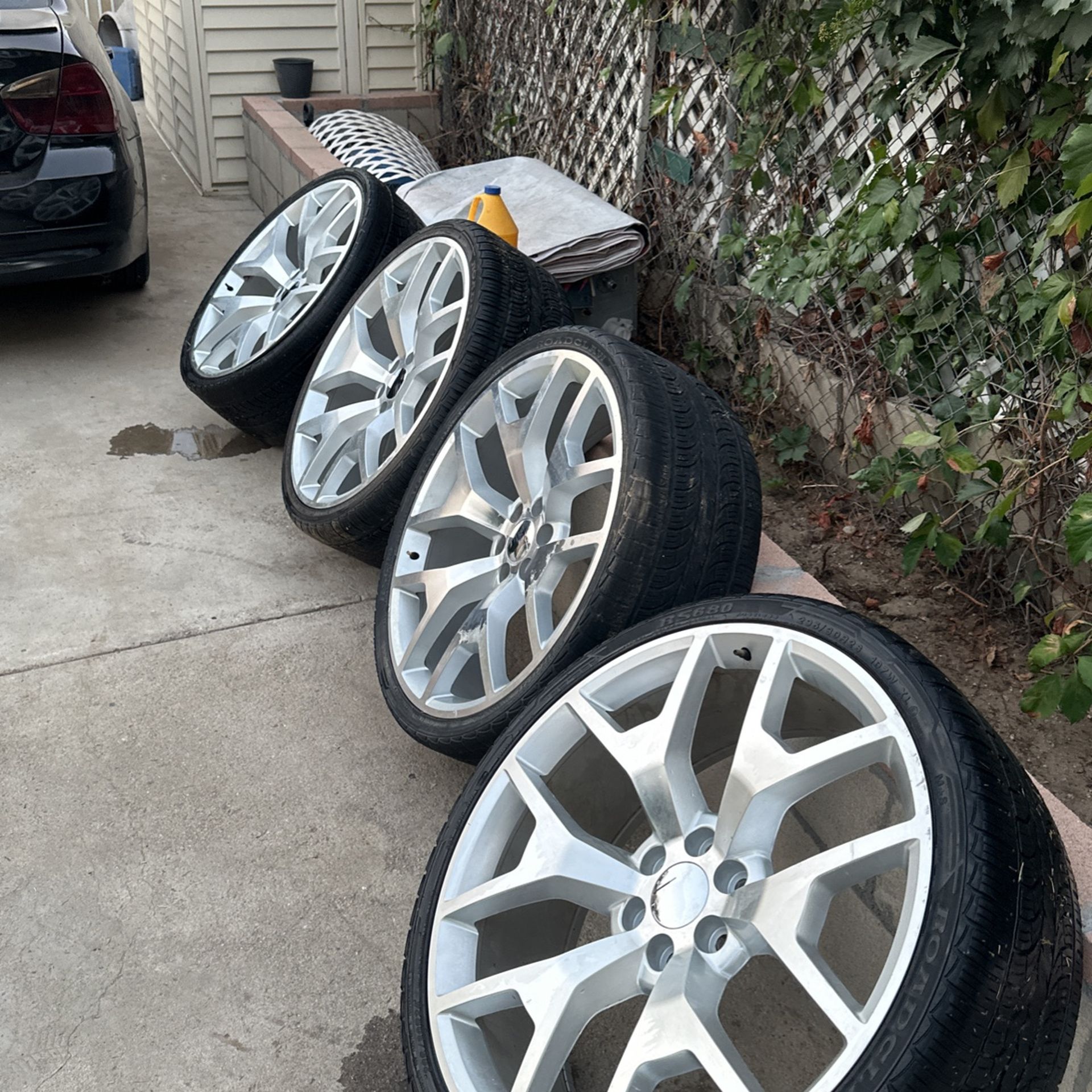 26 Inch Rims for Sale in Bloomington, CA - OfferUp