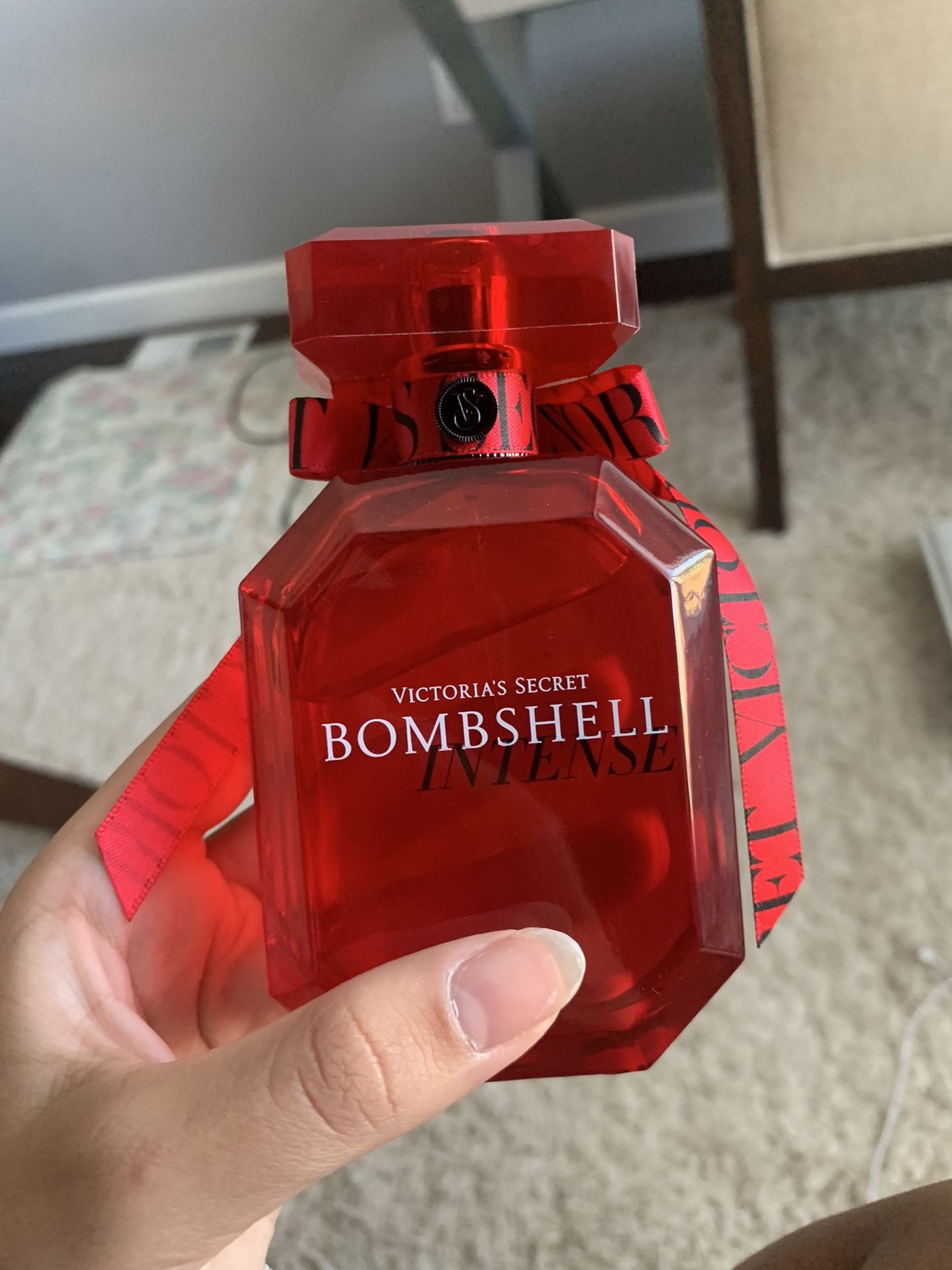 Victoria Secret Bomb Shell Intense Perfume 100ml/3.4 fl oz. for Sale in ...