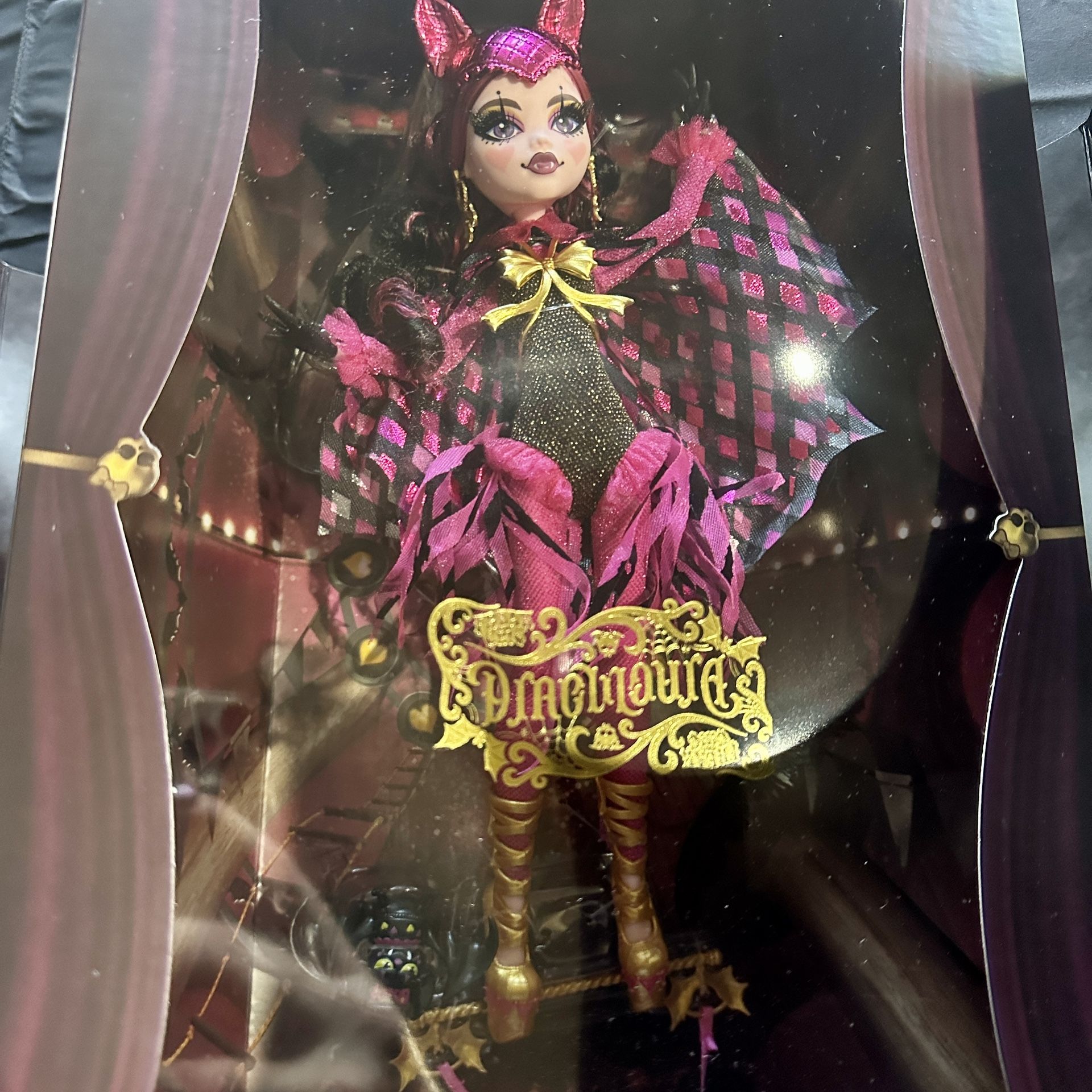 SDCC Freak Du Chic Monster High Doll Draculaura for Sale in Phillips ...