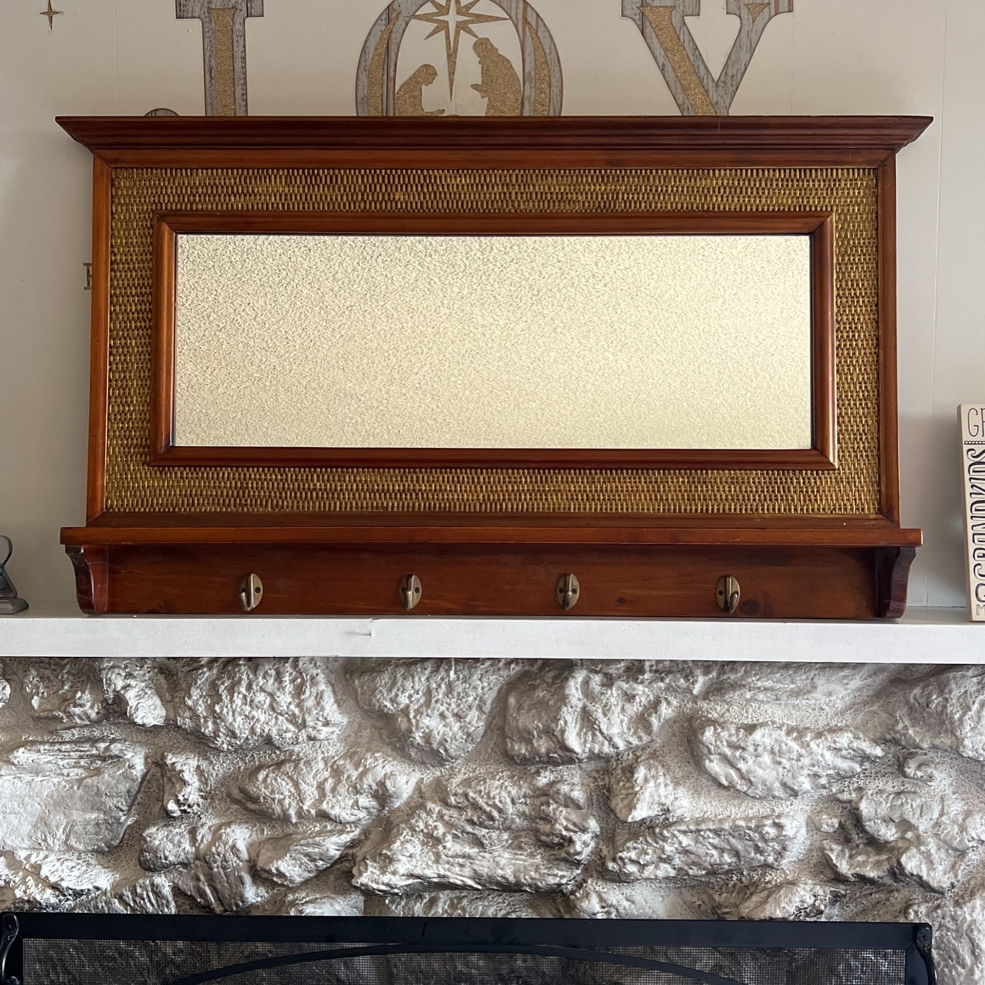 Pier 1 Imports Pyramid Mirror for Sale in San Bernardino, CA - OfferUp