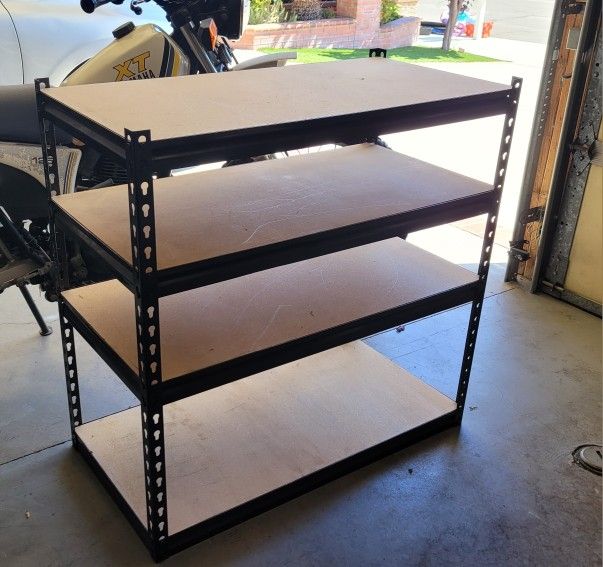 4 Tier Metal Shelf Rack, Study, Excellent Conditions for Sale in Chino ...