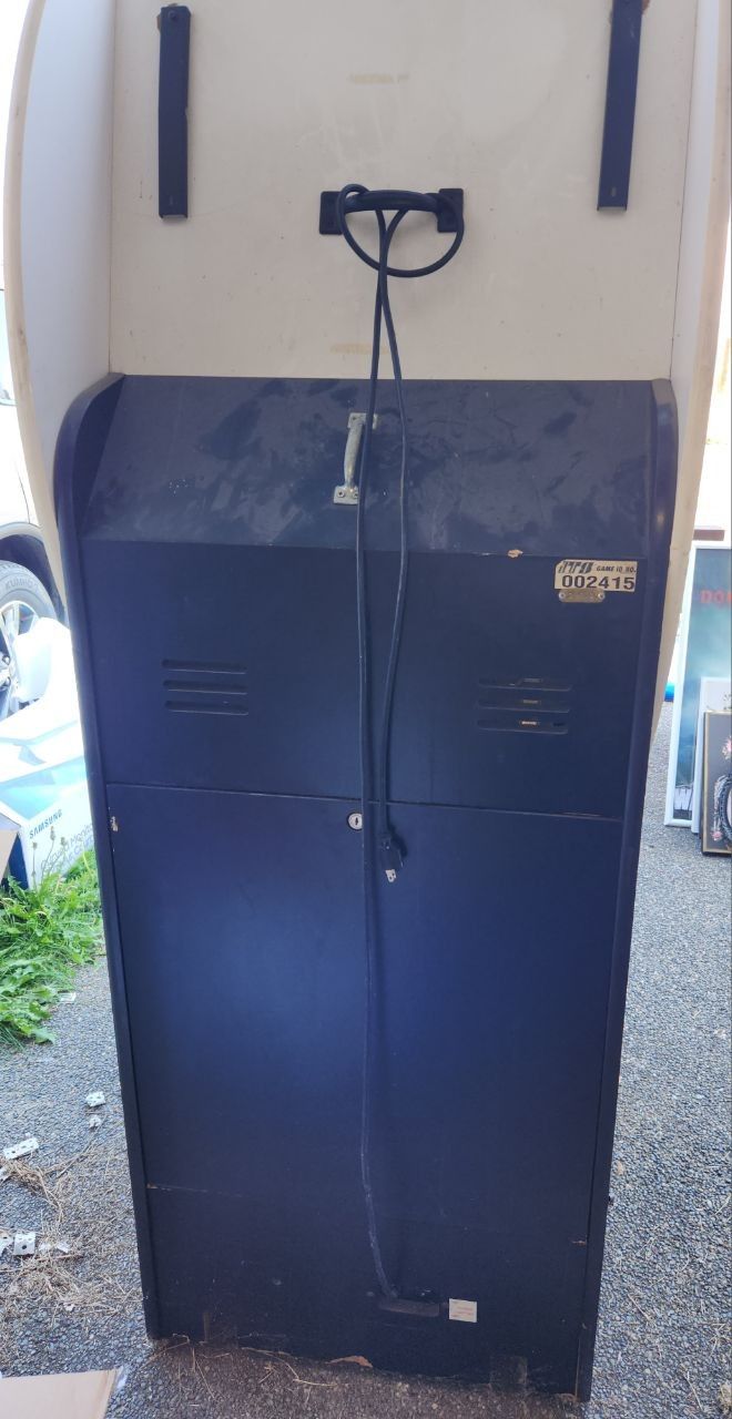 2005 Golden Tee arcade machine for Sale in Yelm, WA - OfferUp
