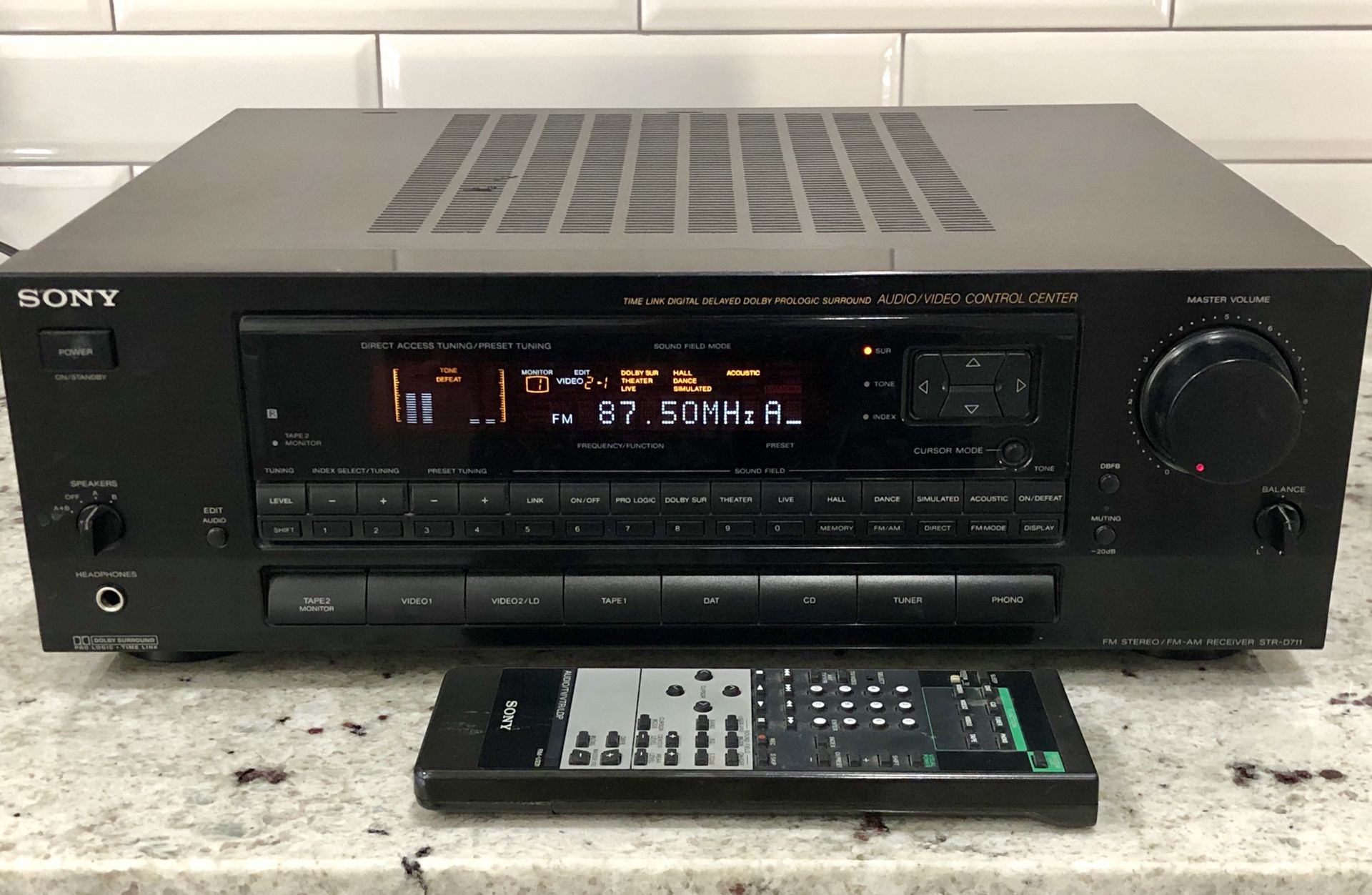 Sony 5.1 AV Receiver Amplifier Tuner Stereo Dolby STR-D711 Bundle w ...