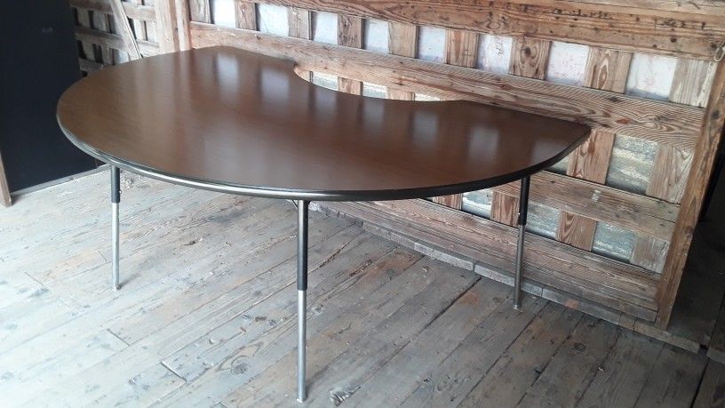 Six Foot Height Adjustable Kidney Table for Sale in San Antonio, TX ...