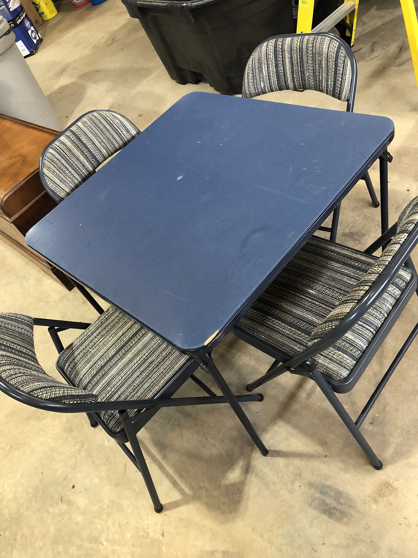 Card Table And Four Chairs for Sale in Chehalis, WA - OfferUp