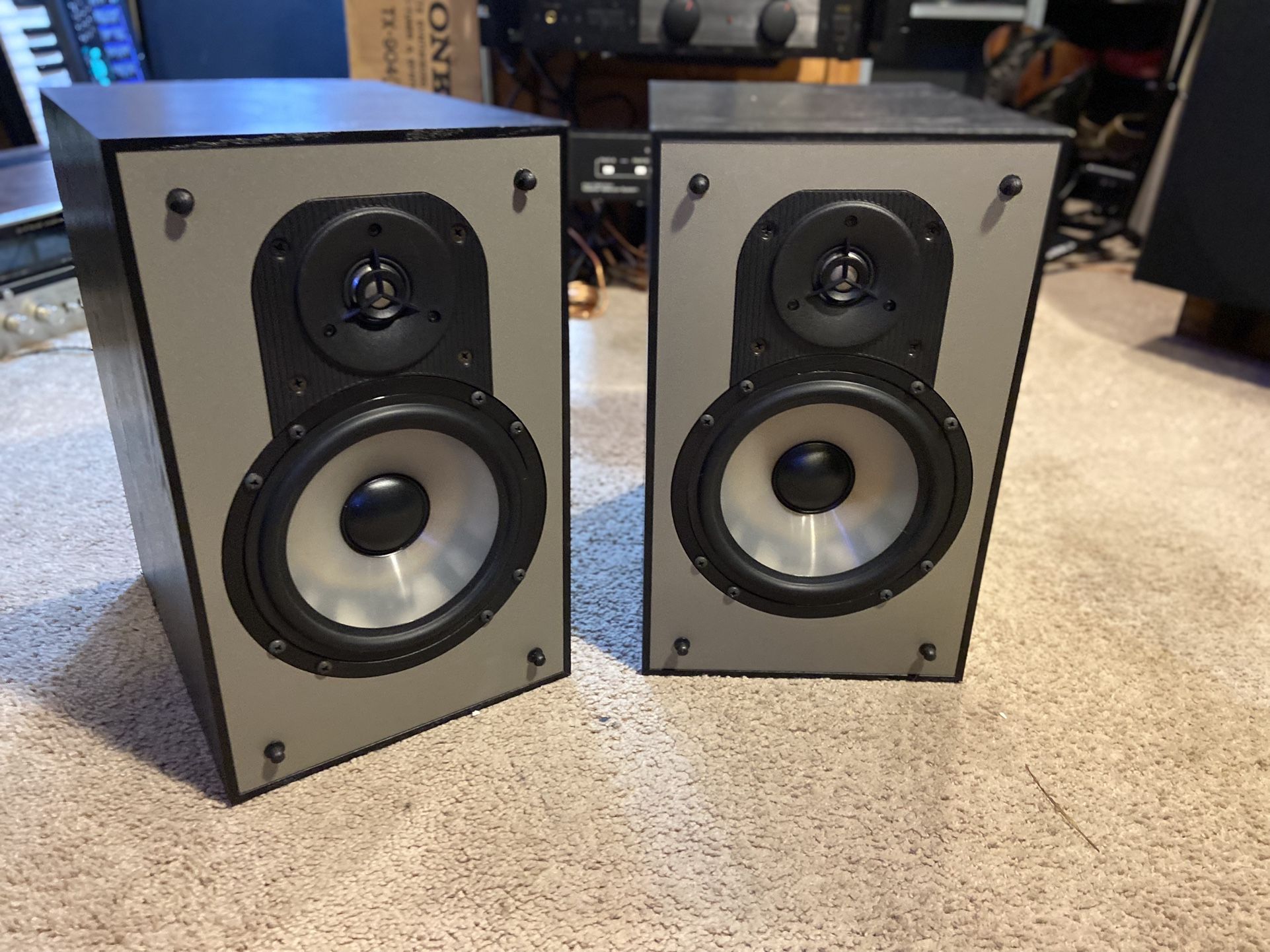 Paradigm Mini Monitor for Sale in Houston, TX - OfferUp