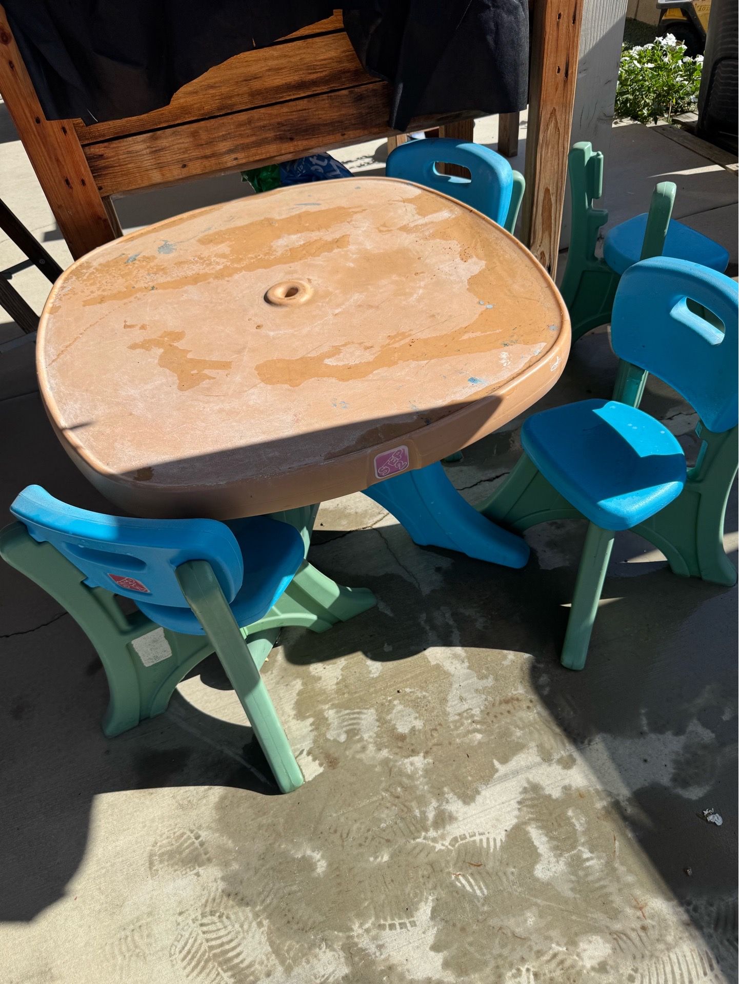 Step 2 play table for Sale in Riverside, CA - OfferUp