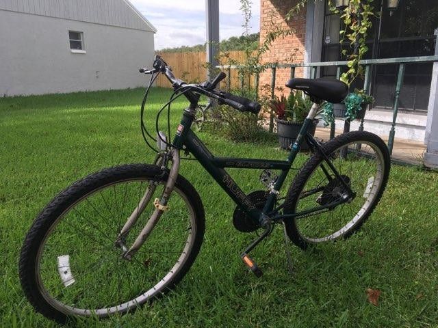Huffy Blades Men's Mountain Bike 18-Speed for Sale in Alafaya, FL - OfferUp