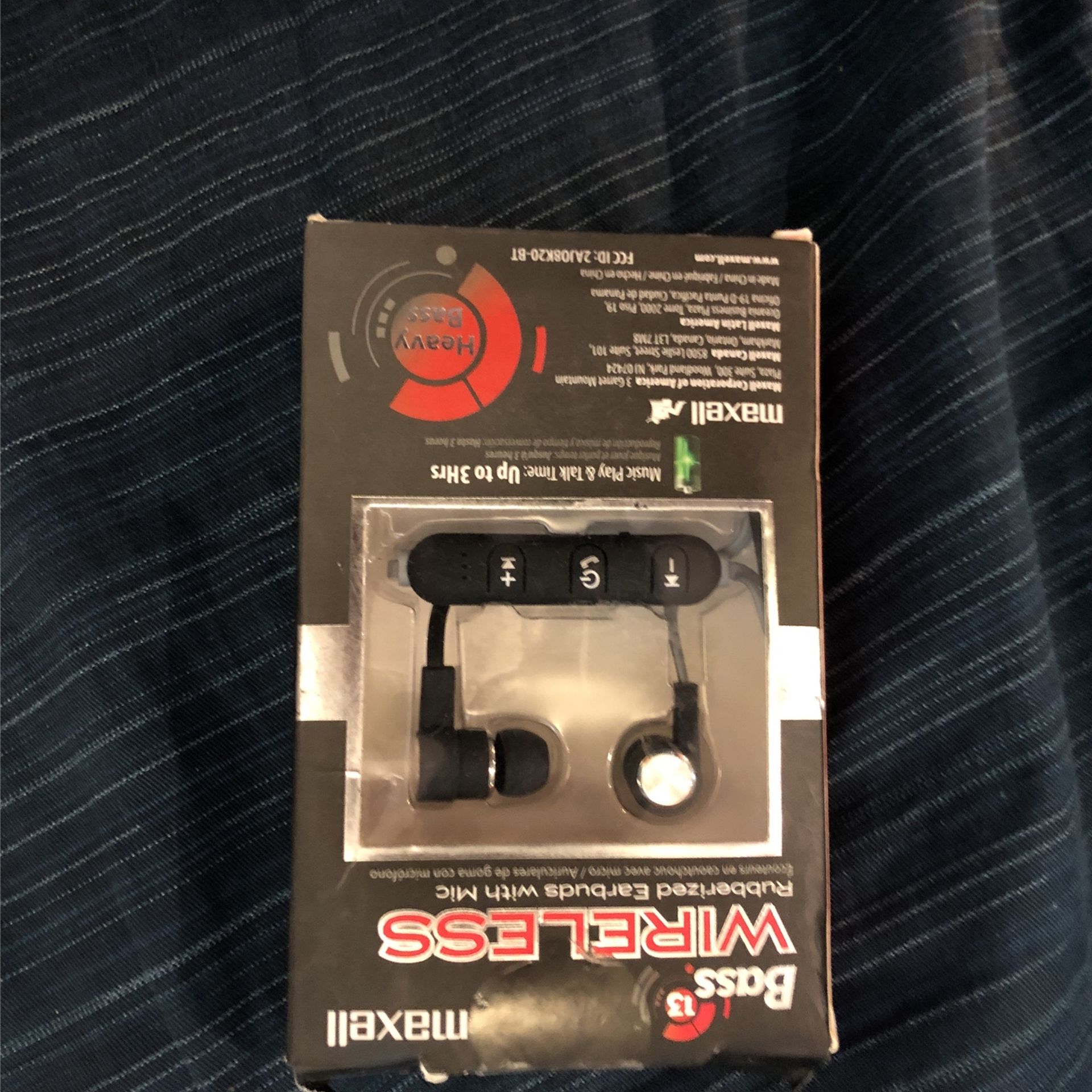 Maxwell Brand new Head Phones for Sale in Holtsville, NY - OfferUp