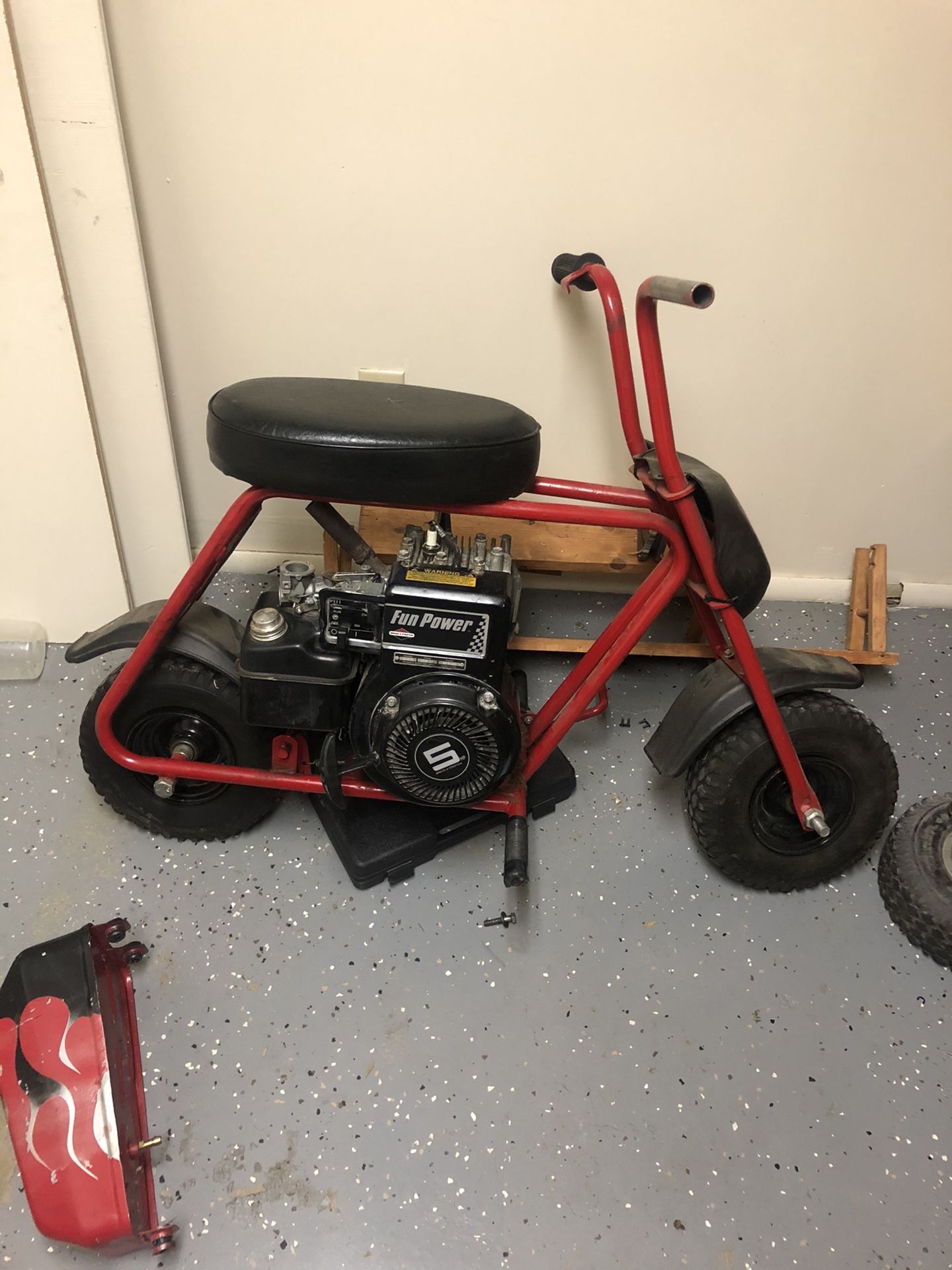 5hp Manco Streaker mini bike for Sale in St. Louis, MO - OfferUp