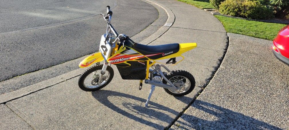 Razor Mx650 With Upgraded Lithium Batteries for Sale in Auburn, WA ...