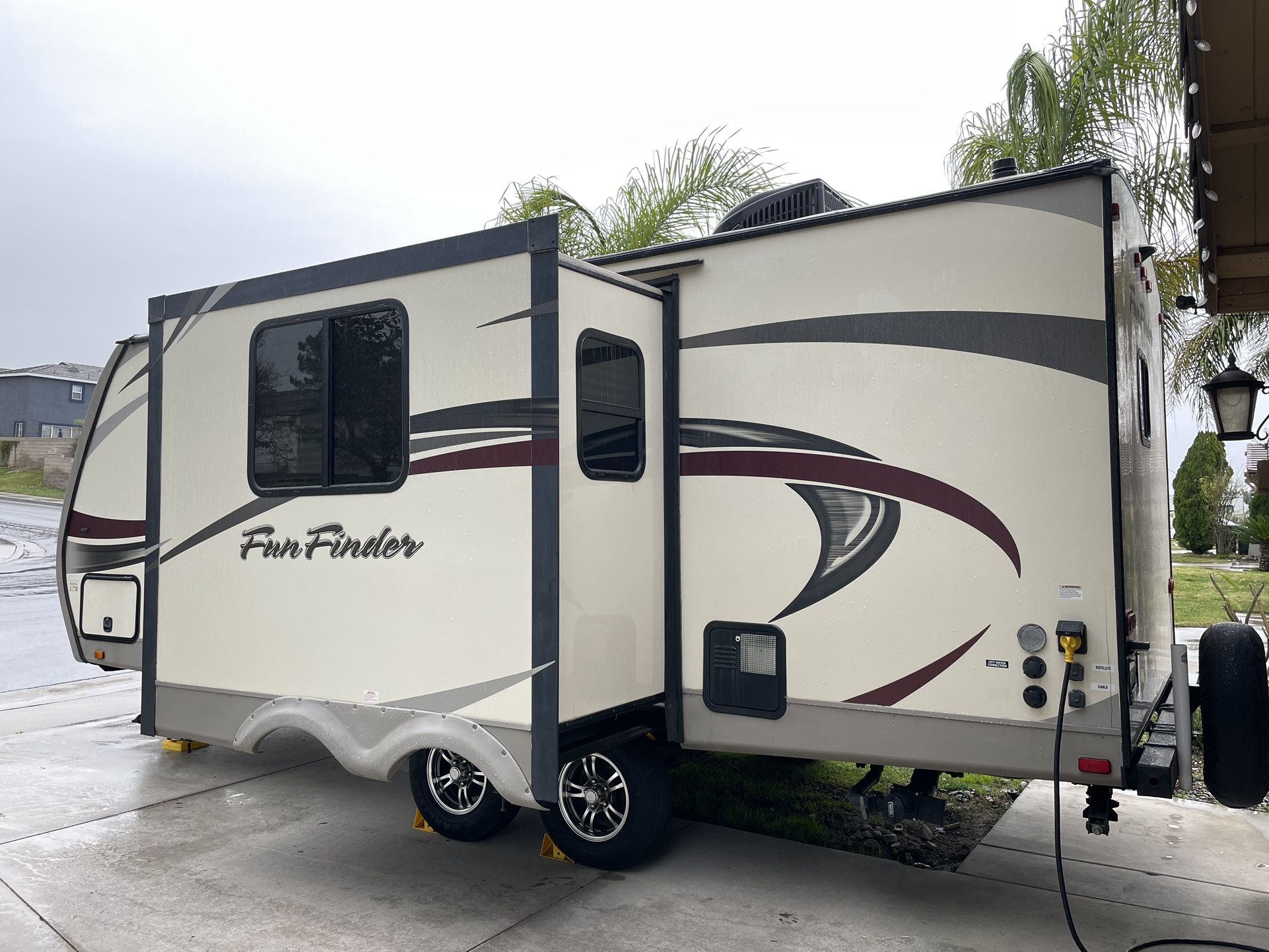 2015 Cruiser RV Fun Finder for Sale in Rancho Cucamonga, CA - OfferUp