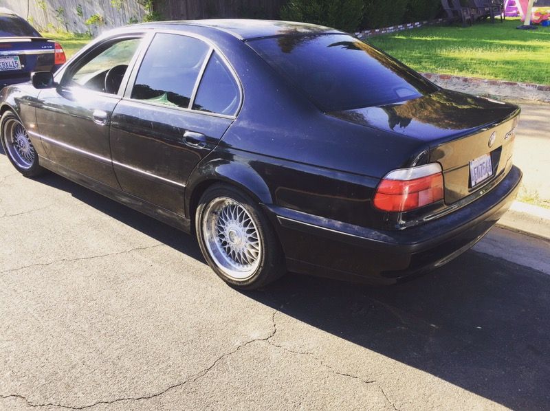 99 BMW 528i for Sale in Fresno, CA - OfferUp