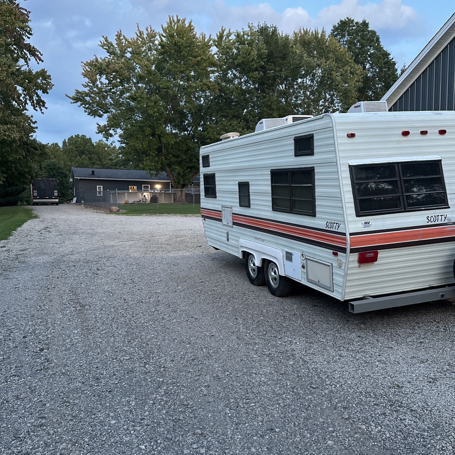1984 Scotty camper, ice cold air for Sale in Diamond, OH - OfferUp