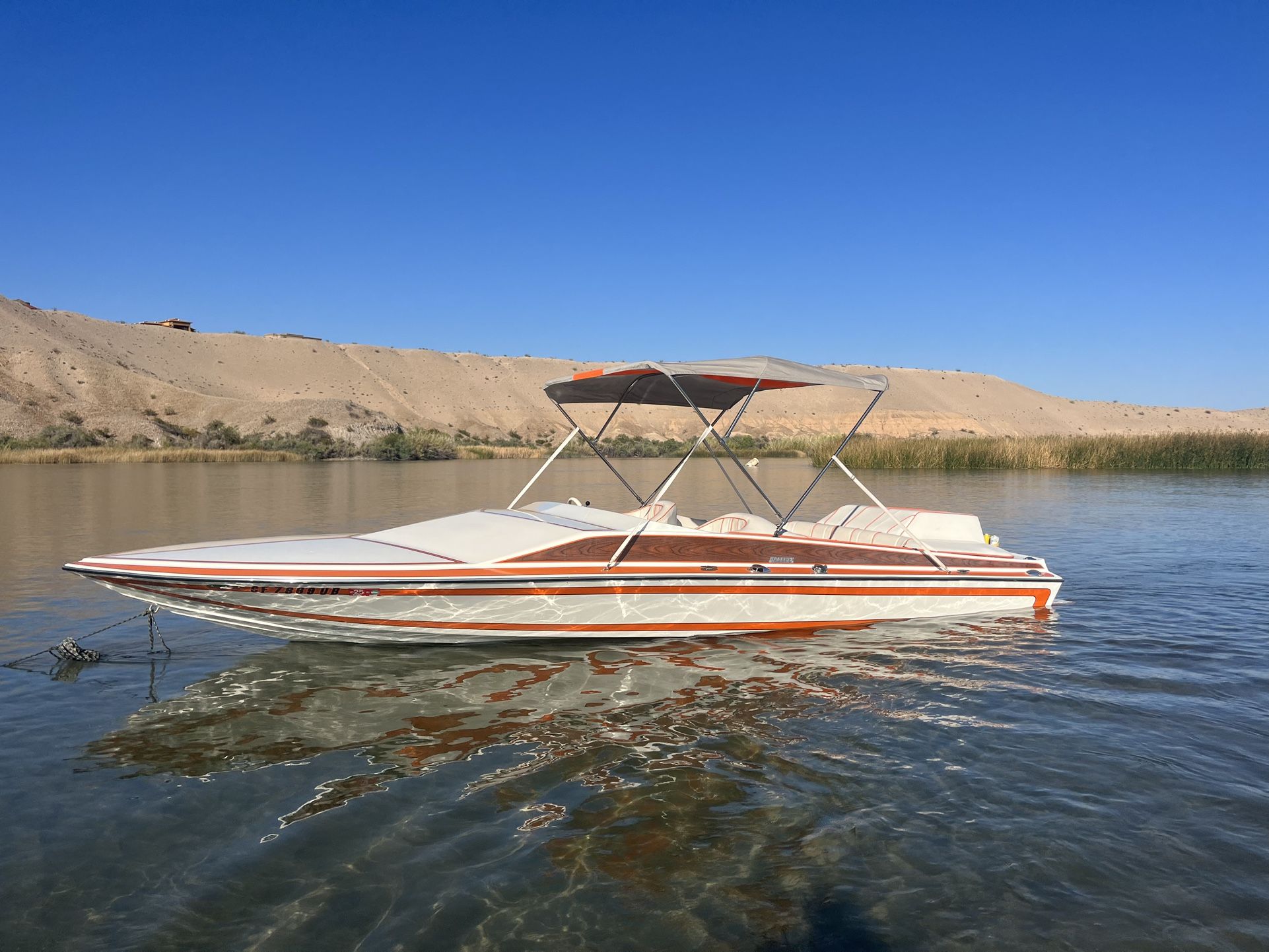 1979 Hallett super sport closed bow 21’ boat Mini day cruiser ...