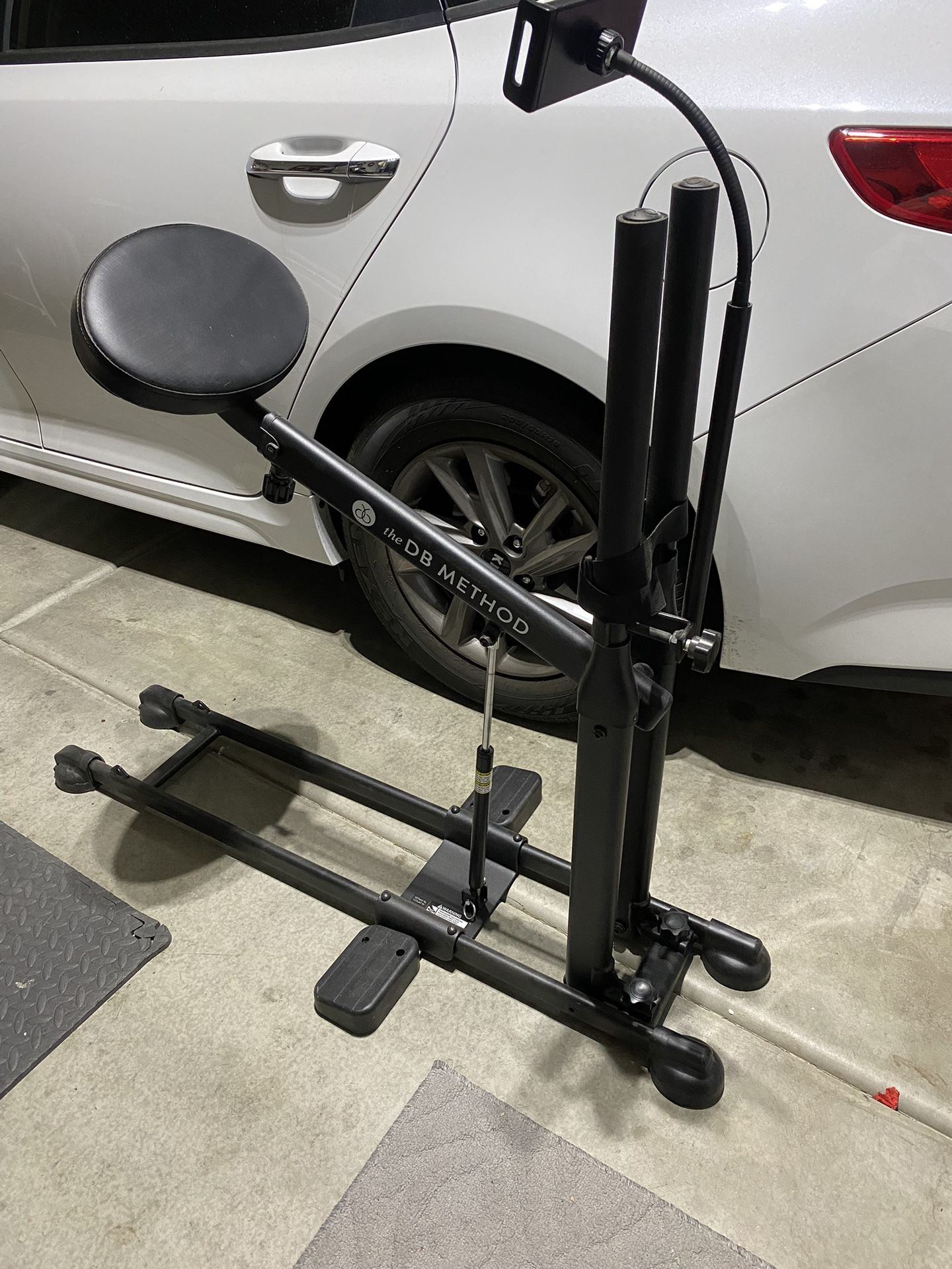 DB Method Squat Workout Machine for Sale in Surprise, AZ - OfferUp
