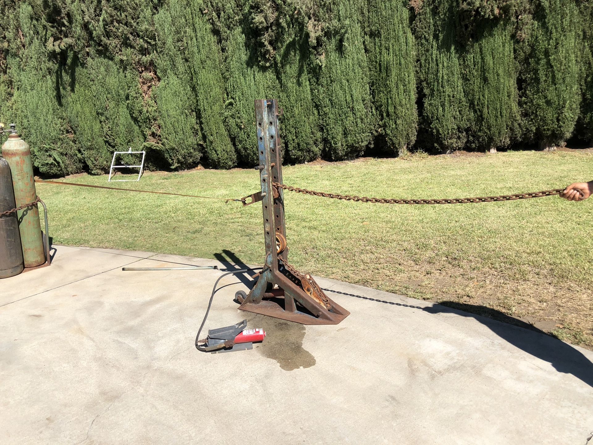 Kuhn DK300 Power Pull Frame Machine for Sale in Glendora, CA - OfferUp