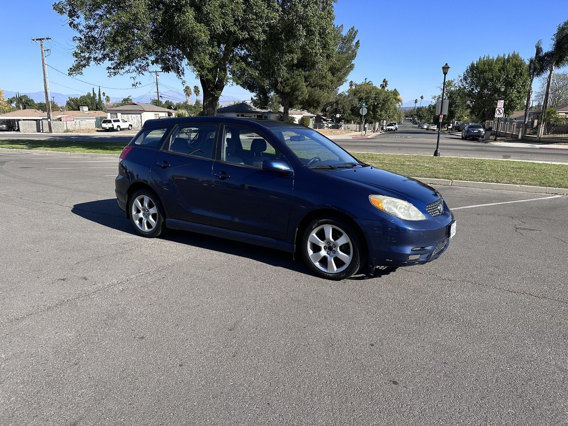 2004 Toyota Matrix for Sale in Riverside, CA - OfferUp