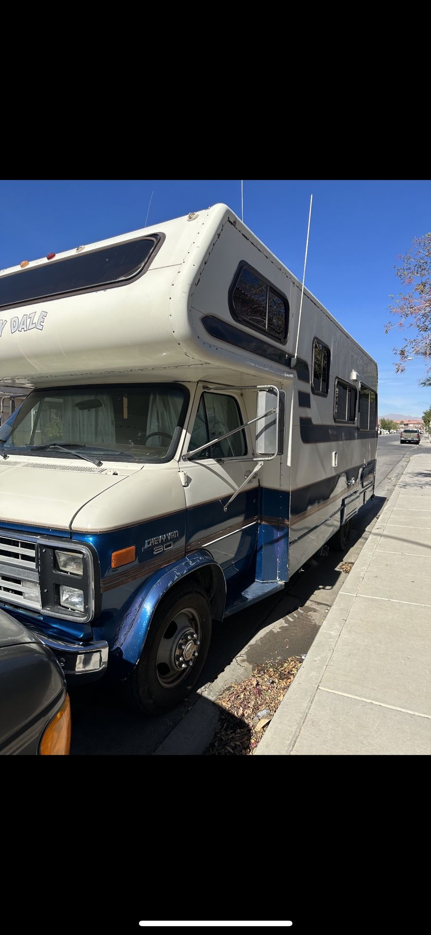 1986 Chevrolet Laze Daze Self Contained Negotiable for Sale in Las Vegas, NV - OfferUp