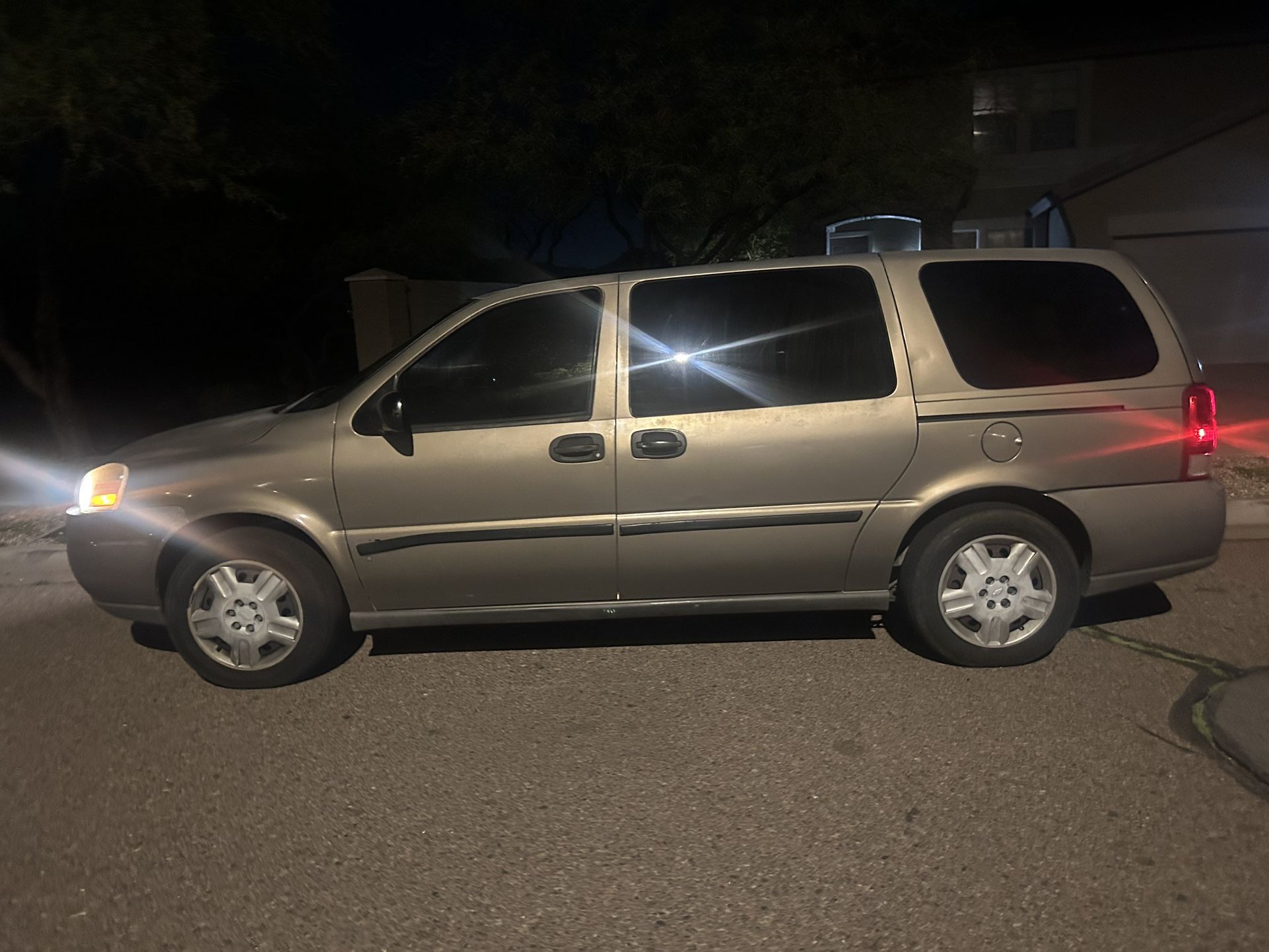 Chevy Uplander Van for Sale in Phoenix, AZ - OfferUp