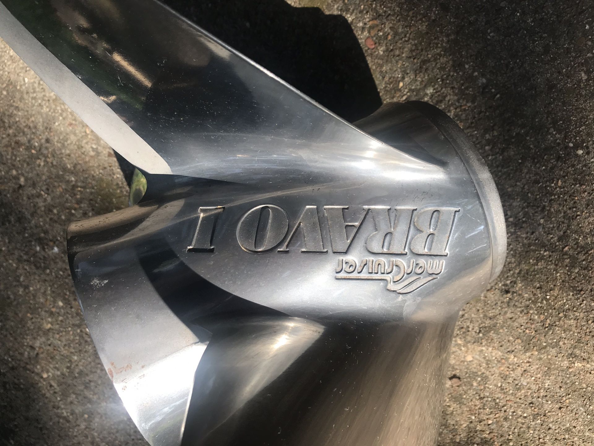 Mercruiser Bravo 1 SS 4 Blade Boat Prop for Sale in Mansfield, TX - OfferUp
