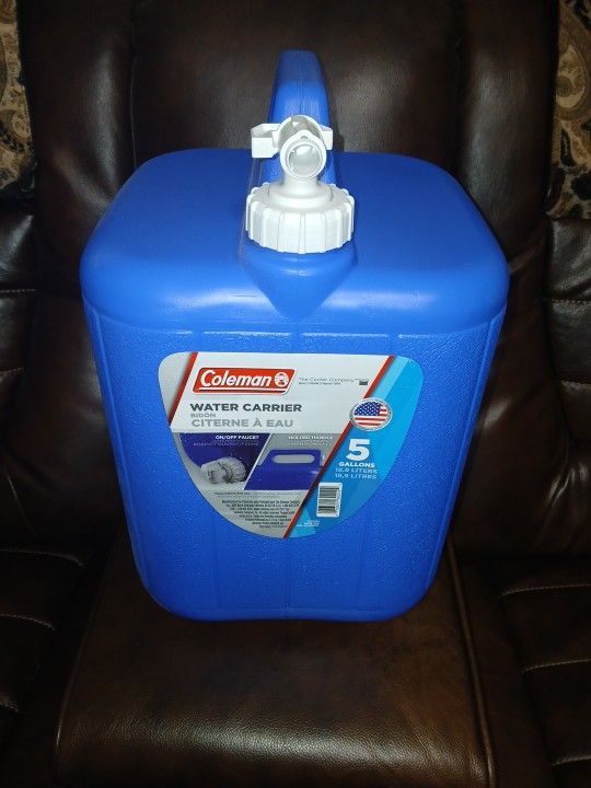 2 Colman 5 Gallon Water Container for Sale in Clearwater, FL - OfferUp