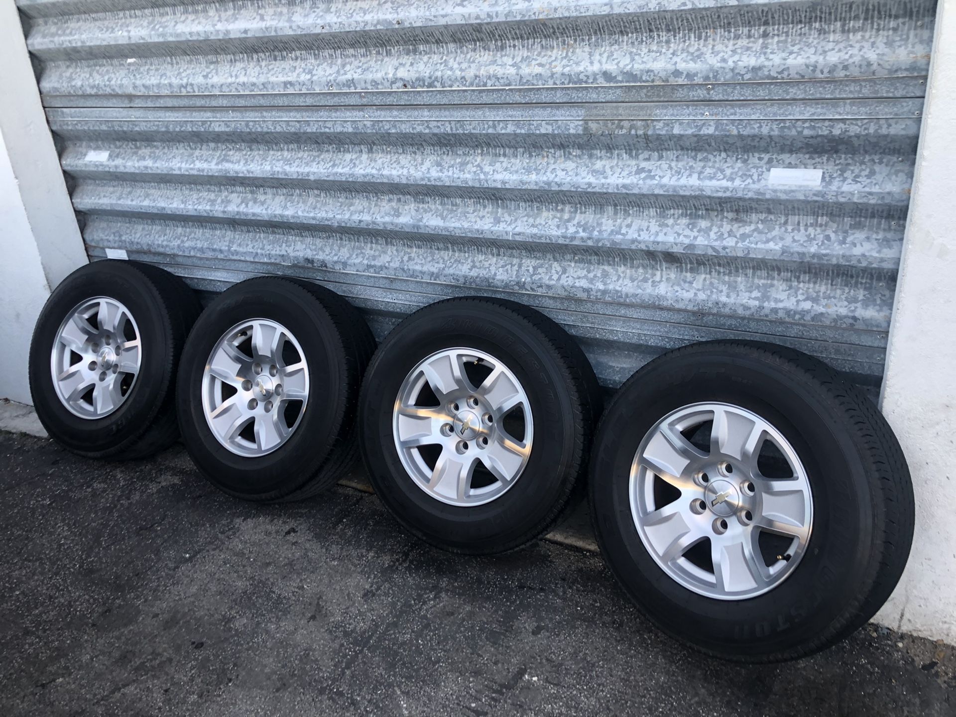 Chevy GMC 6 lug wheels and tires OEM 17” take offs Silverado Tahoe suburban factory GM rims for ...