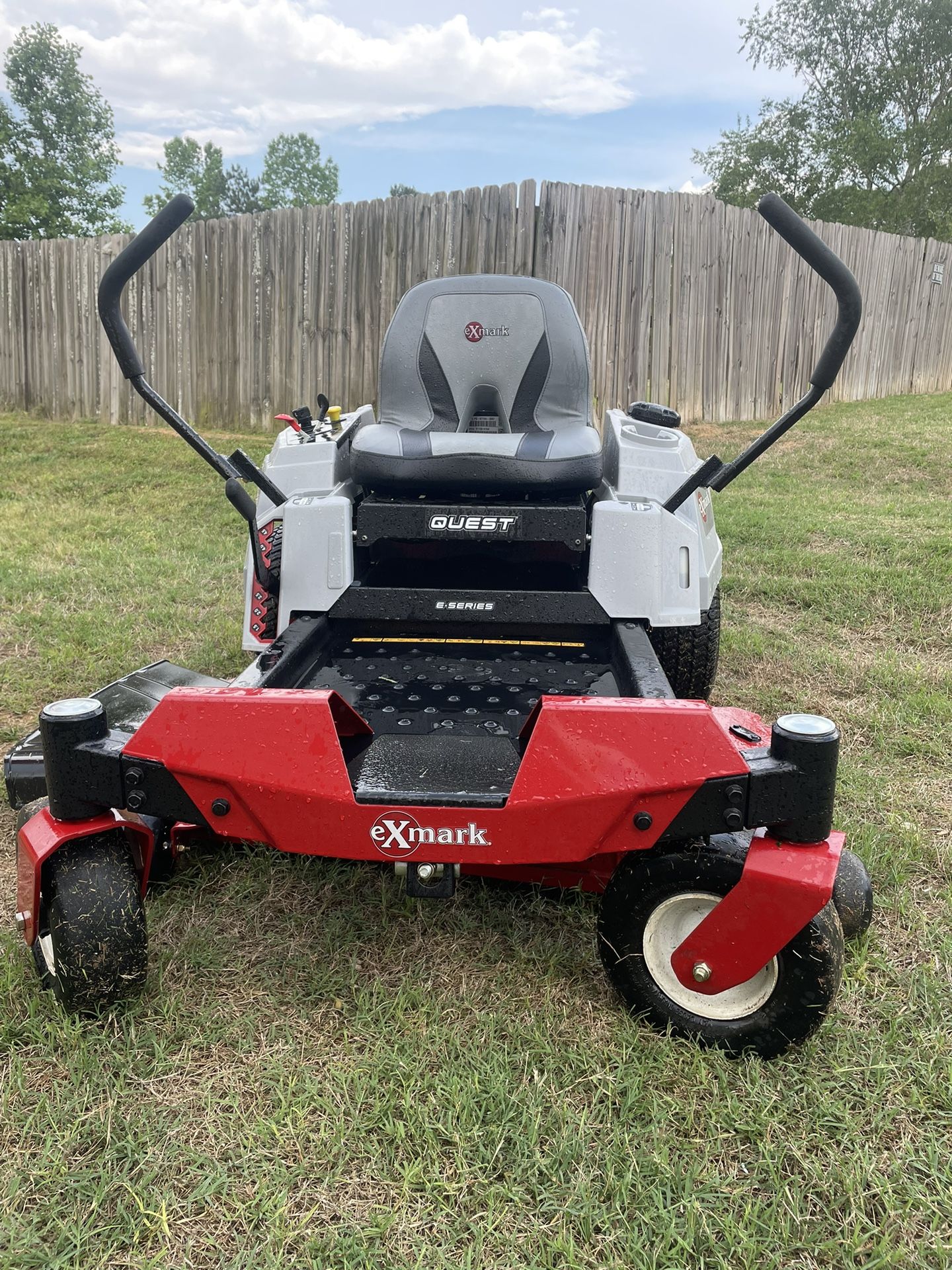 eXmark Quest Zero turn Mower for Sale in Bethlehem, GA - OfferUp