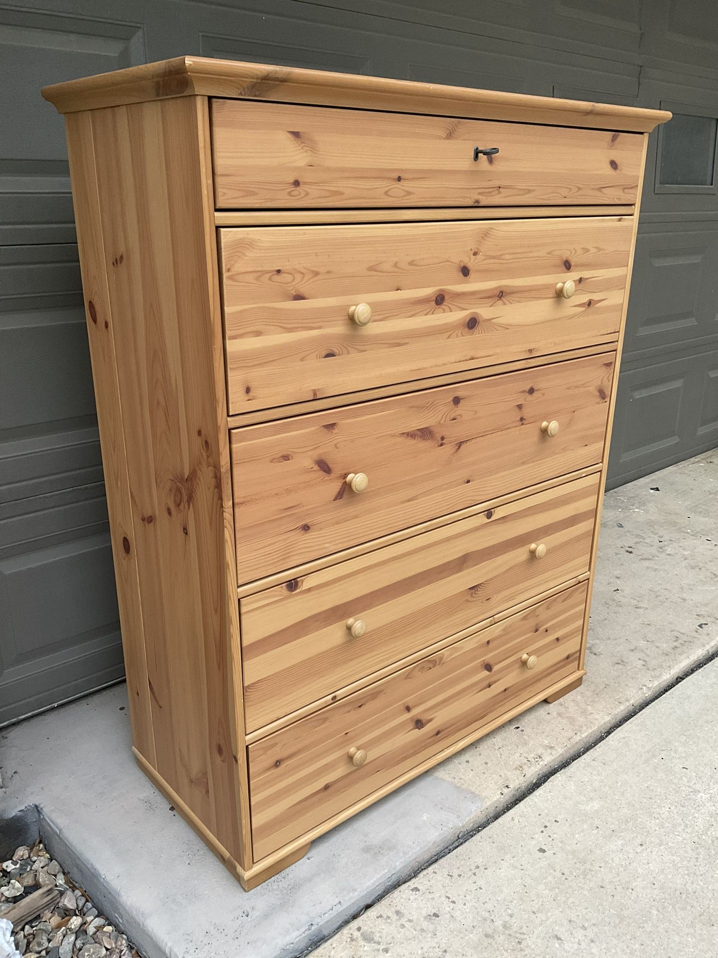Natural Wood 5-Drawer Dresser with Key for Sale in San Antonio, TX ...