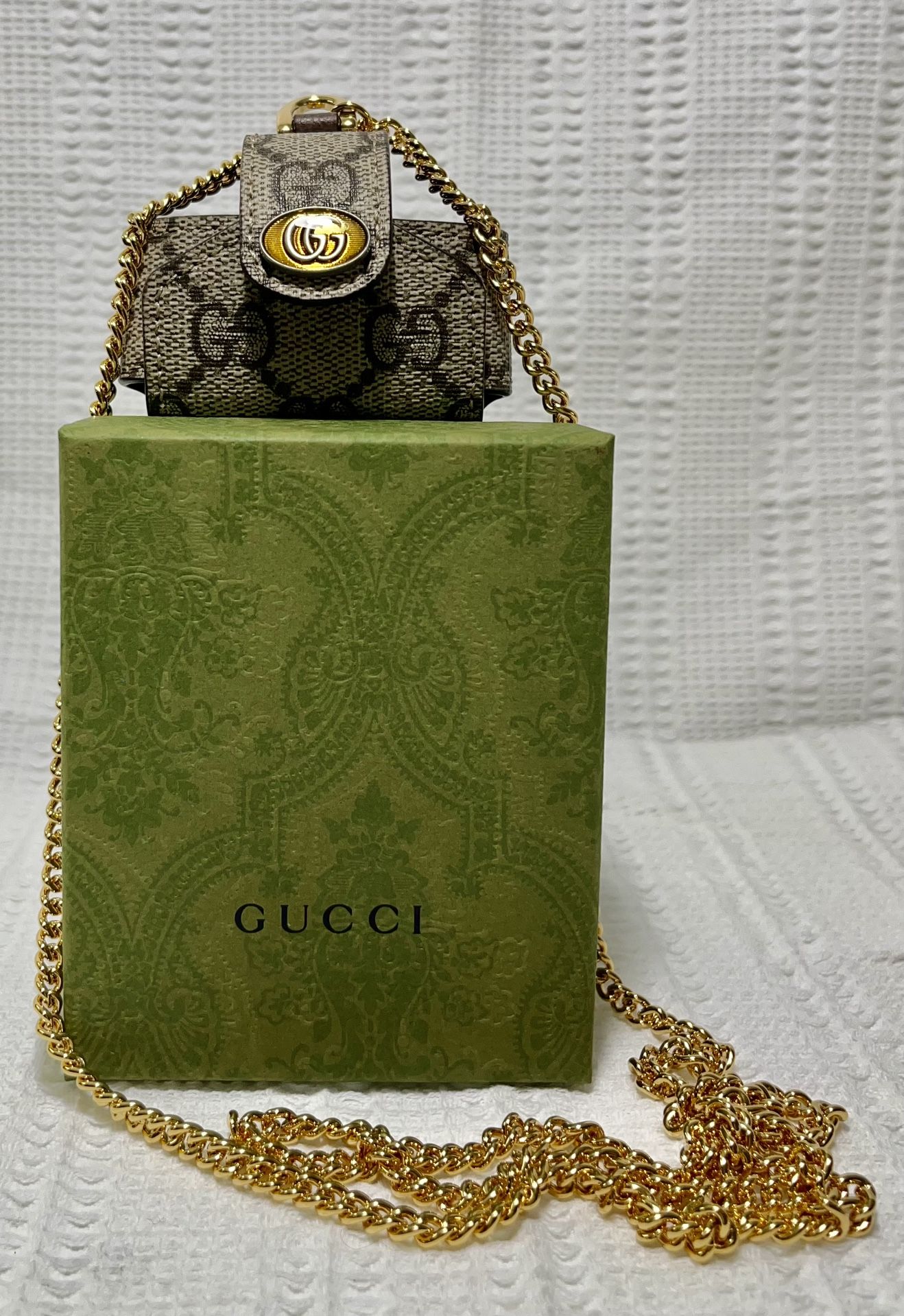 GUCCI-Ophidia Air Pod Case w/Gold Tone Detachable chain for Sale in ...