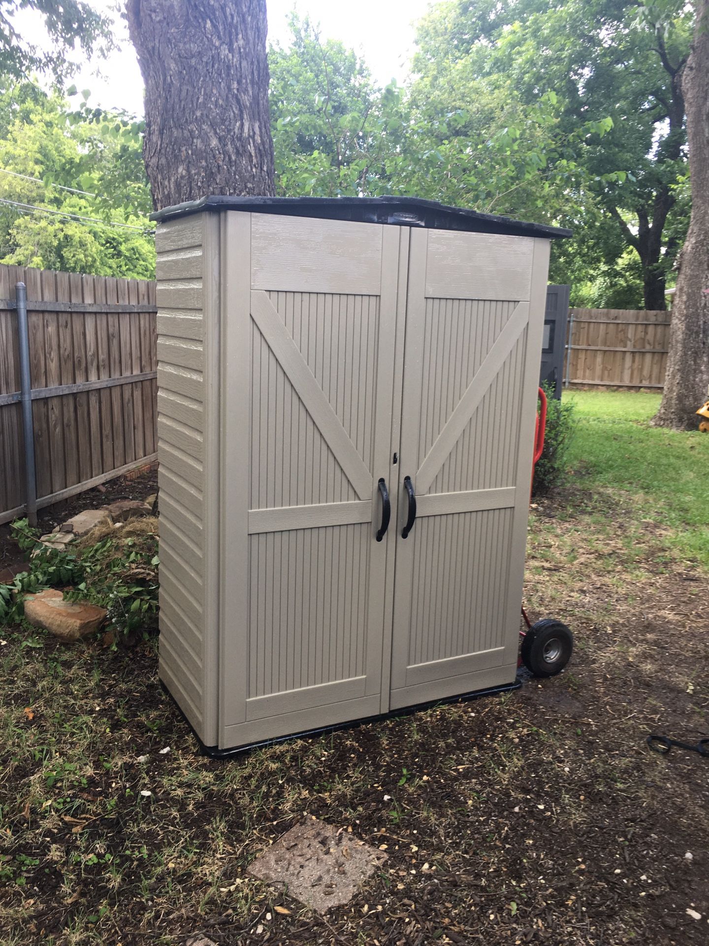 Rubbermaid storage shed big max junior 3ft.5inches x 7ft for Sale in ...
