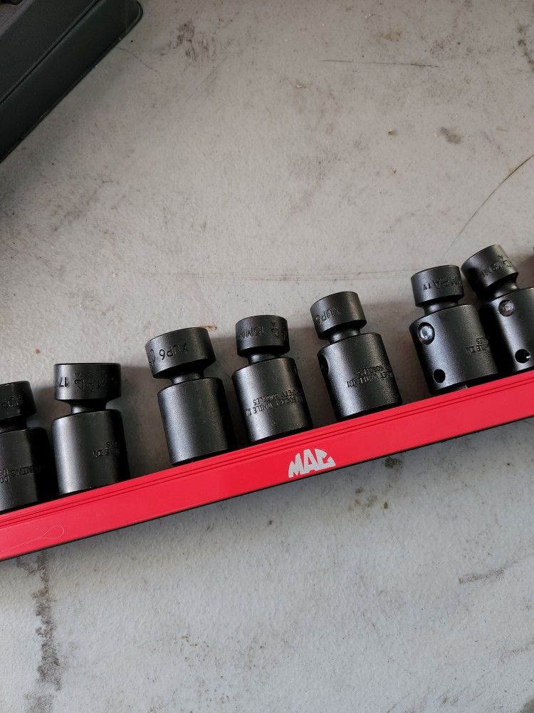 MAC 10pc 6pt 3/8" wobble Impact Socket Set for Sale in Fontana, CA - OfferUp