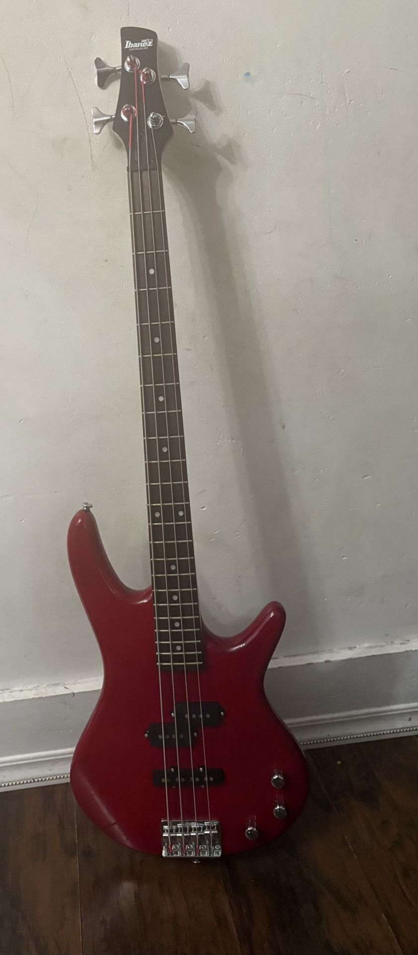 Ibanez Red Bass for Sale in Wilmington, CA - OfferUp