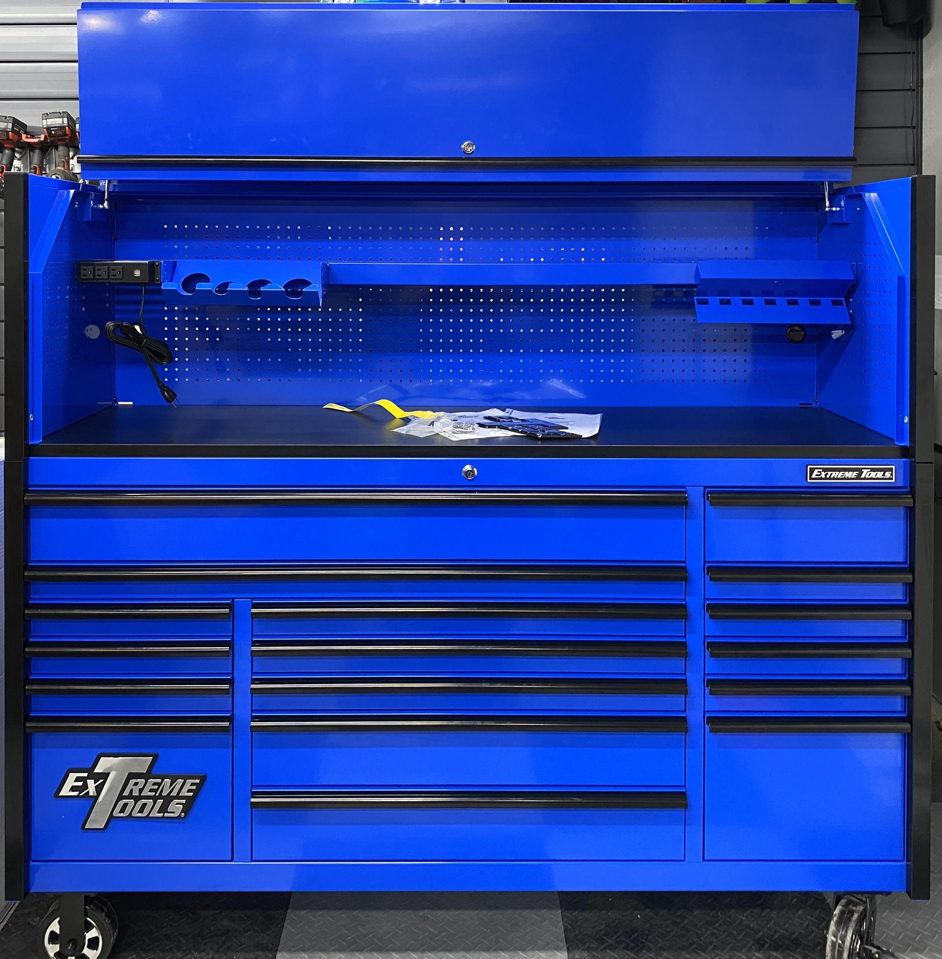 Extreme Tools DX series 72” tool box / toolbox workbench with hutch NEW ...