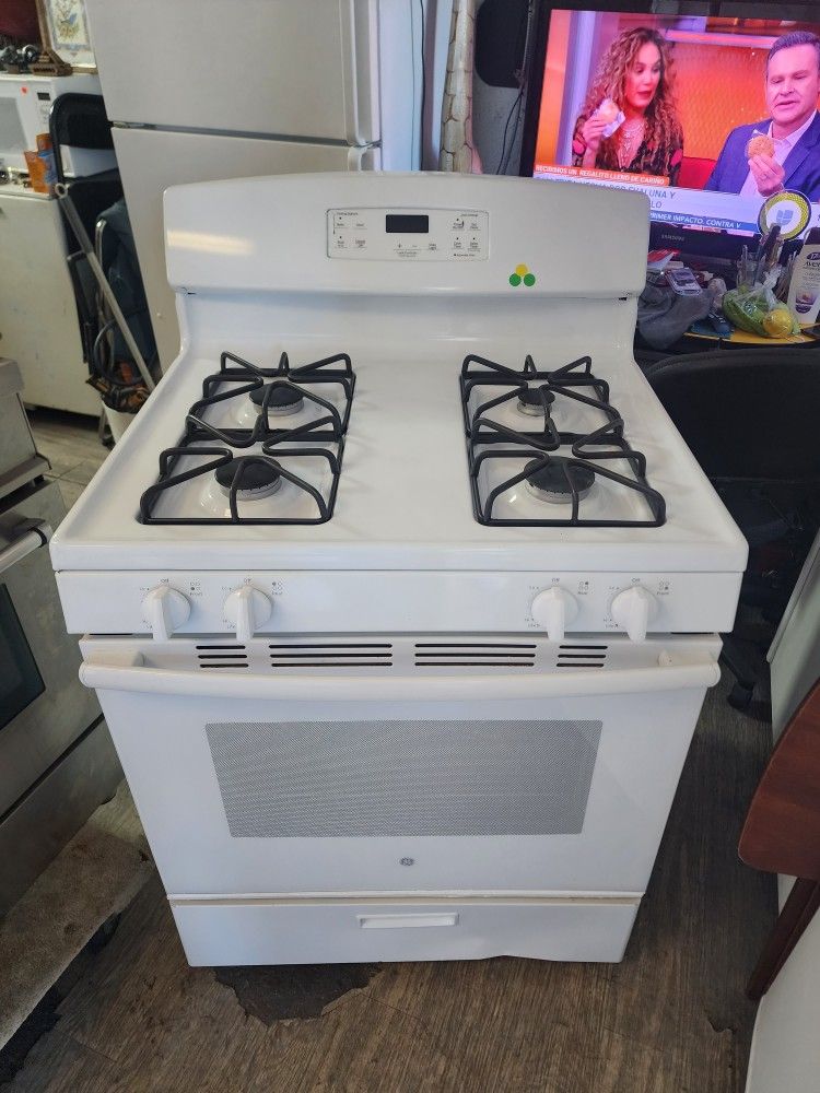 GE Stove for Sale in Los Angeles, CA - OfferUp