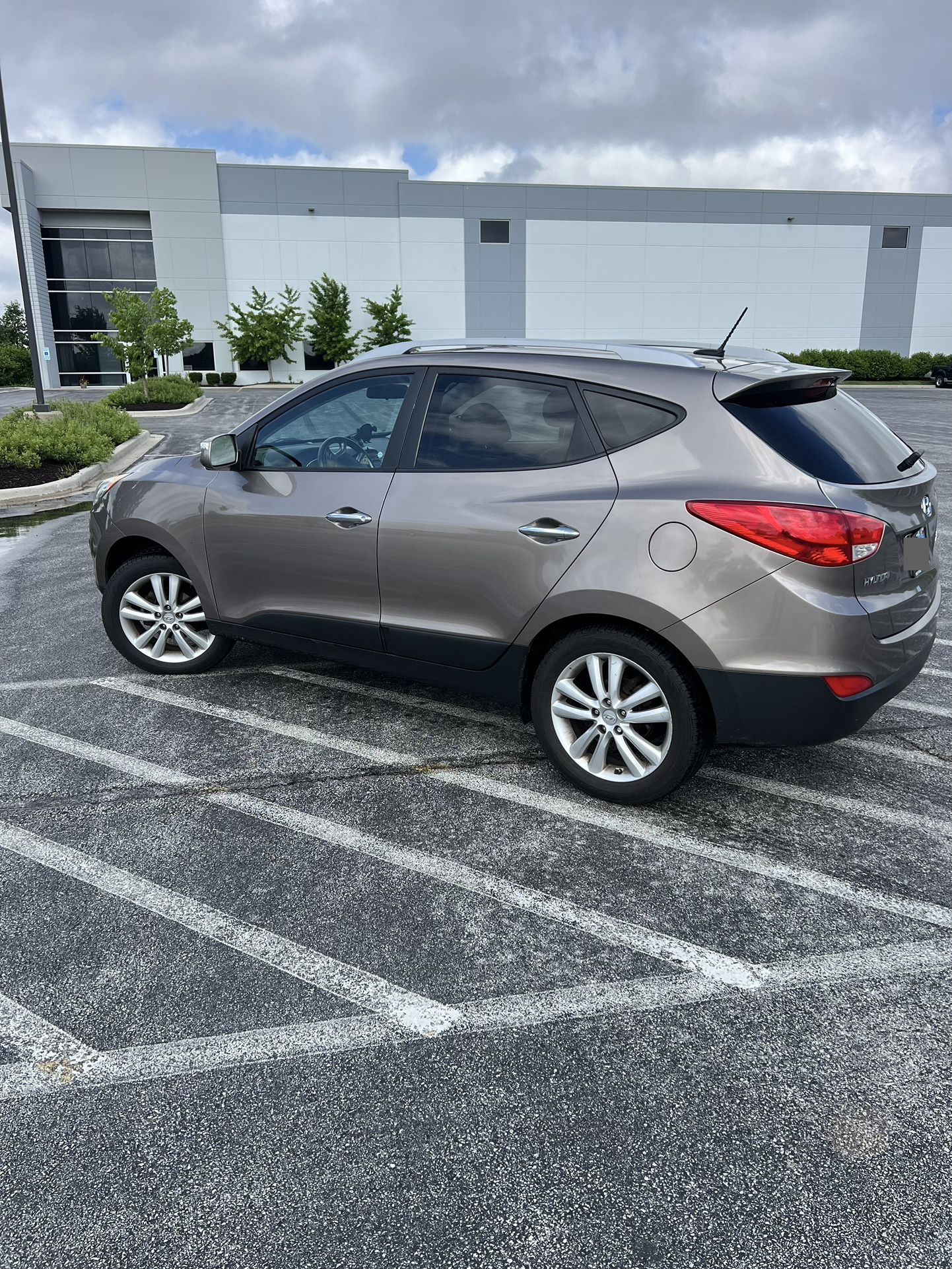 2010 Hyundai Tucson for Sale in Naperville, IL - OfferUp