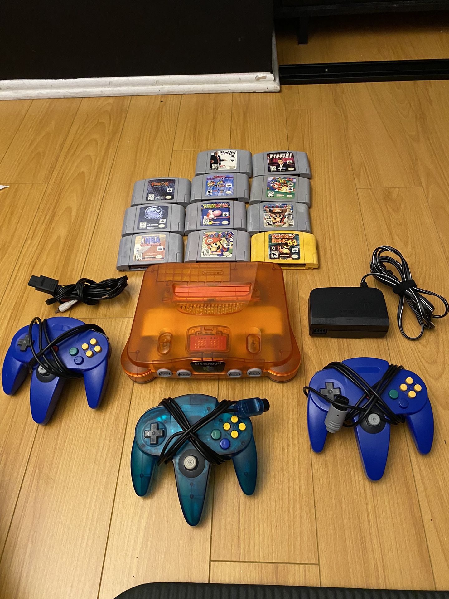 Clear Orange N64 Lot! for Sale in Los Angeles, CA - OfferUp