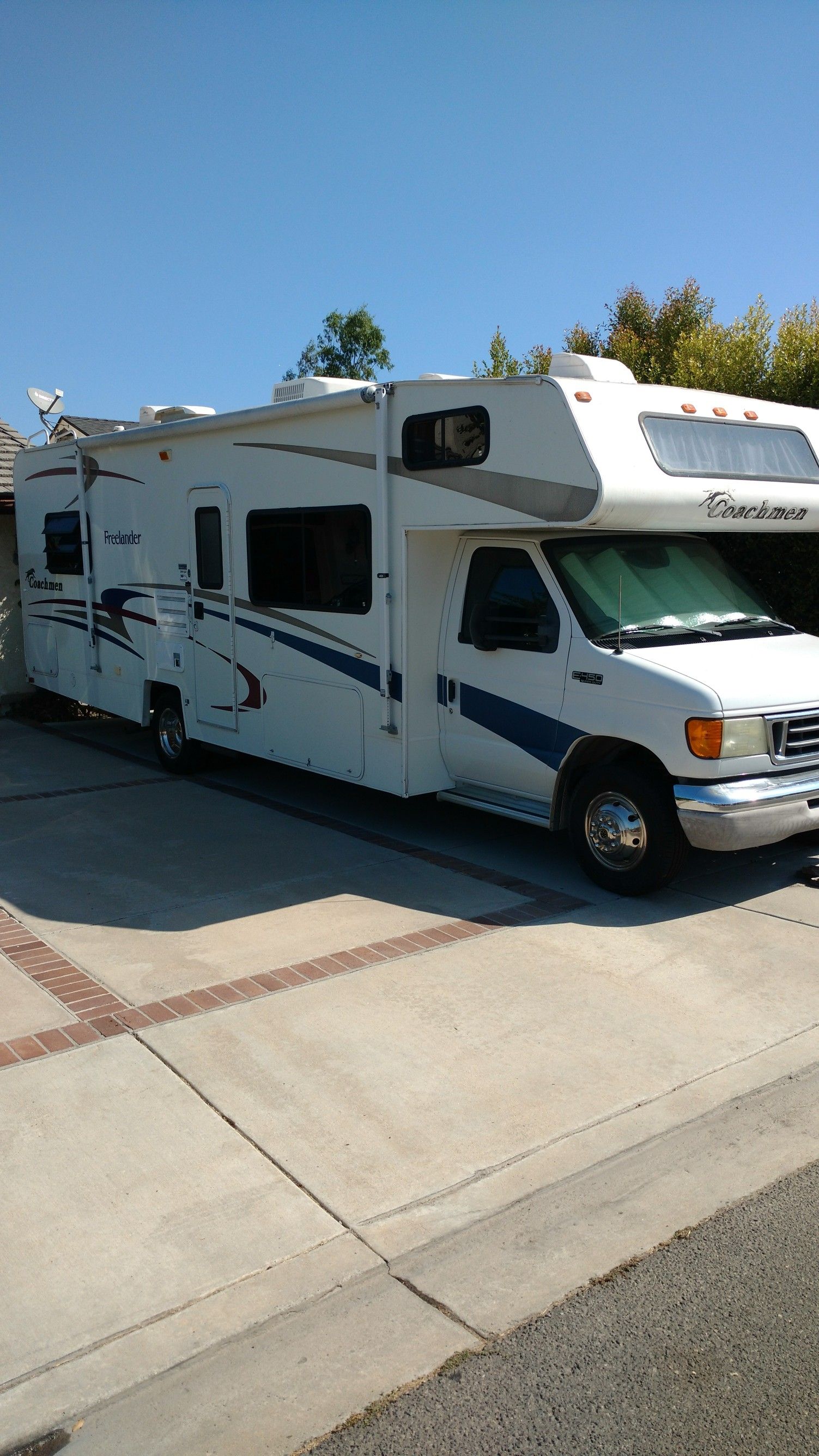 2004 Coachmen Freelander RV NEW PRICE!! for Sale in Oceanside, CA - OfferUp