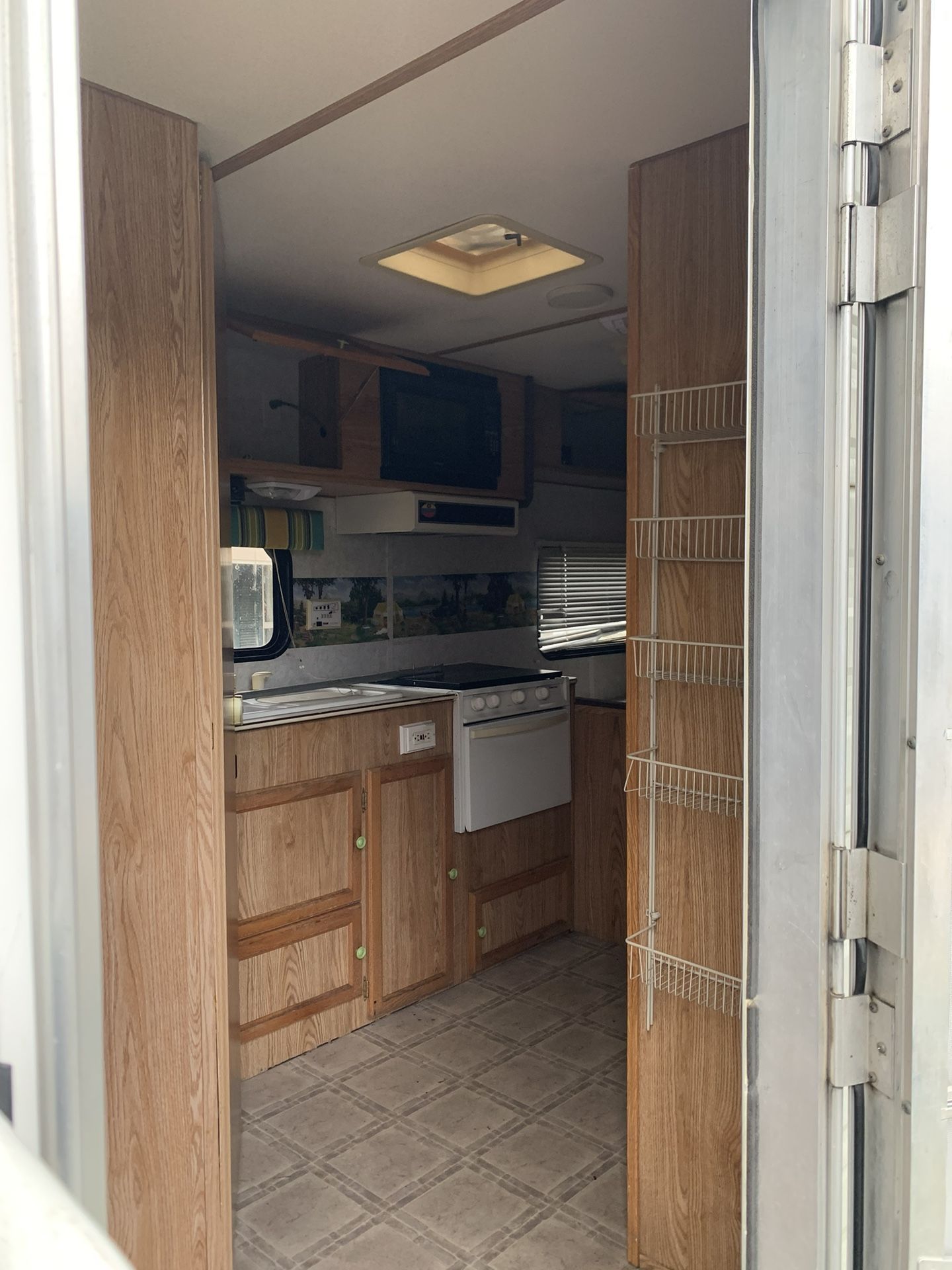 2003 Thor CA Tahoe Lite for Sale in Calimesa, CA - OfferUp