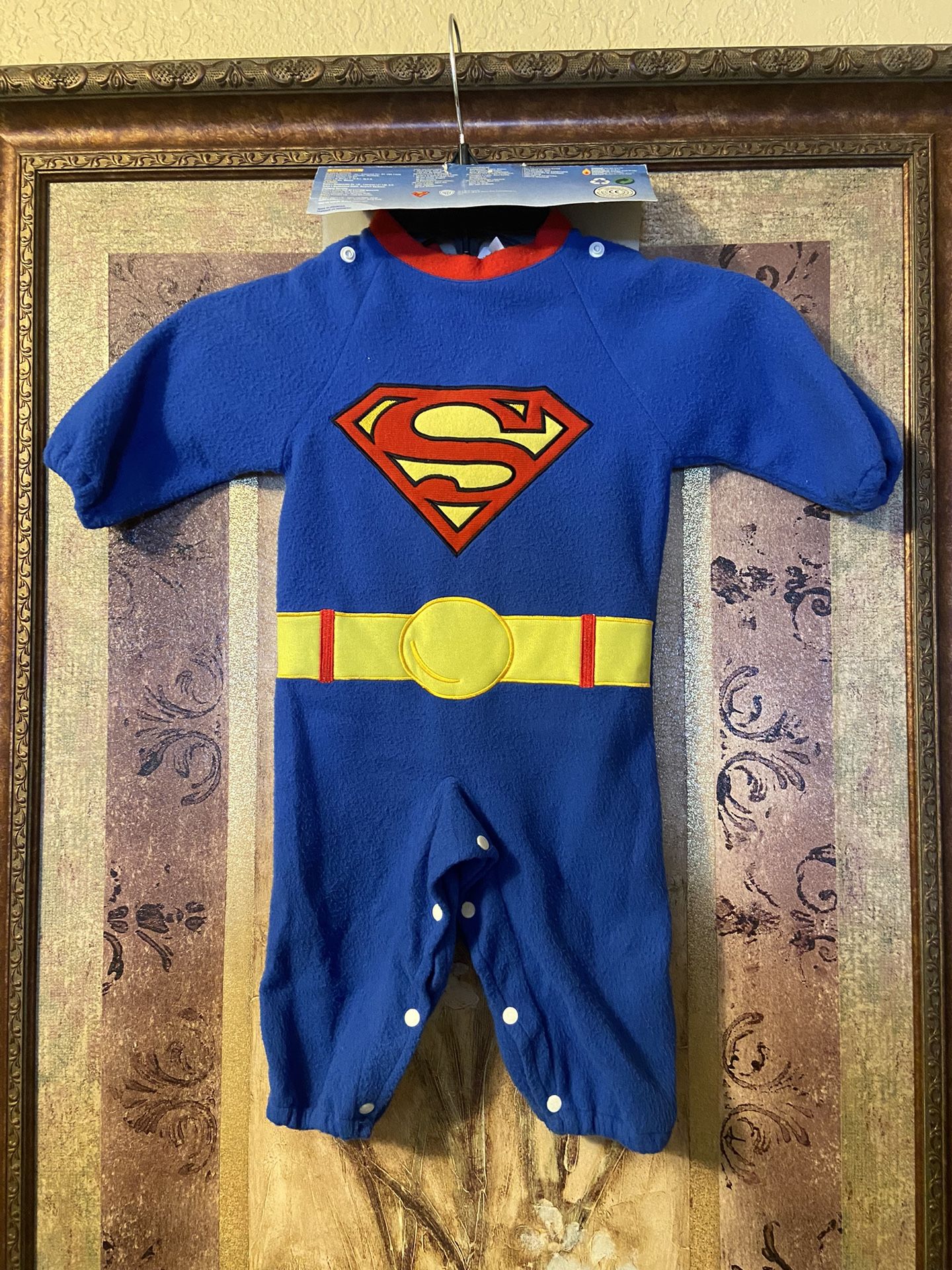 Baby Superman costume 1 piece 6-12 months. No cap!! for Sale in El Paso ...