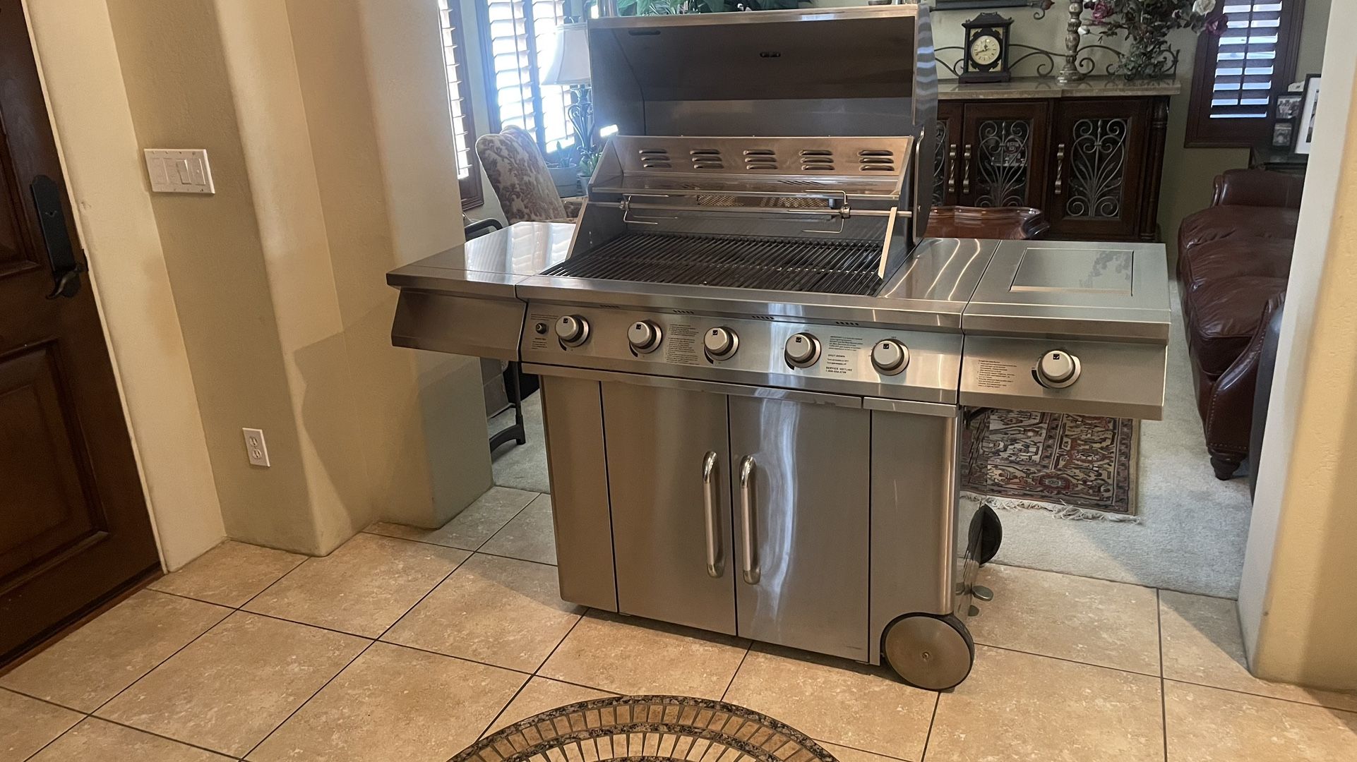 Jenn Air Natural Gas BBQ Grill - Never Used. for Sale in Chandler, AZ ...