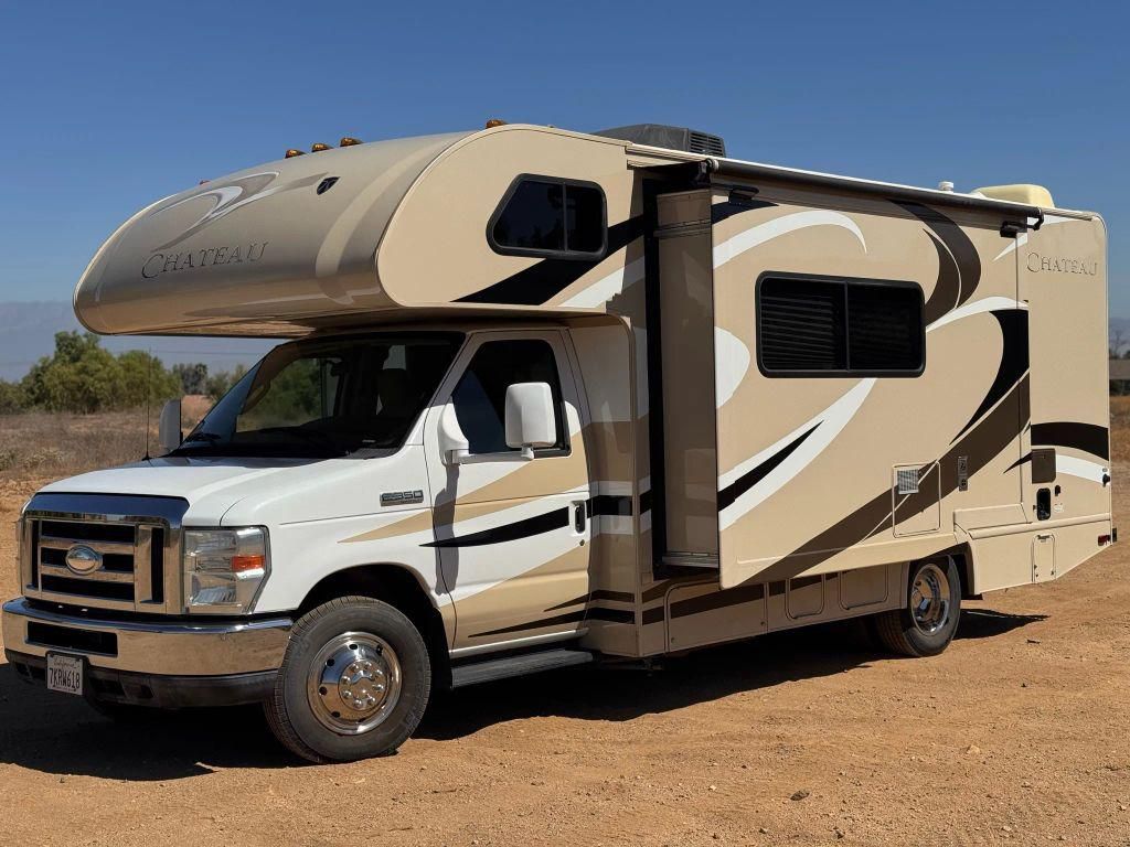 2015 Thor Motor Coach Chateau 24C for Sale in Riverside, CA - OfferUp