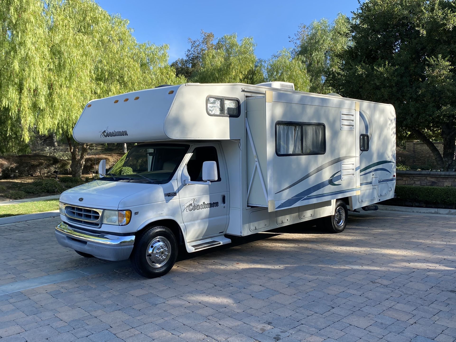 2002 Coachmen Leprechaun for Sale in Chino Hills, CA - OfferUp